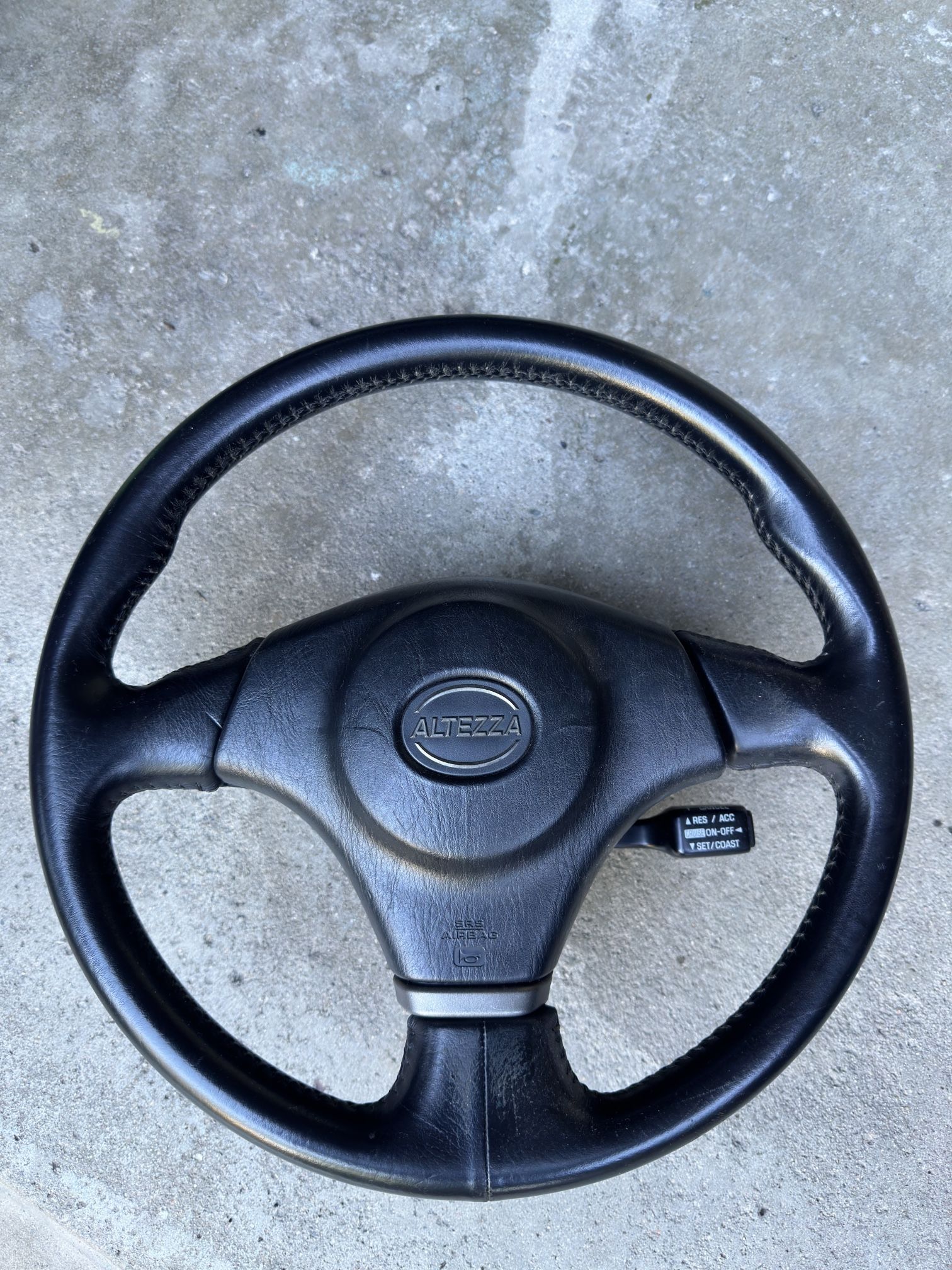 Is300 Altezza Oem Steering Wheel for Sale in Los Angeles, CA - OfferUp