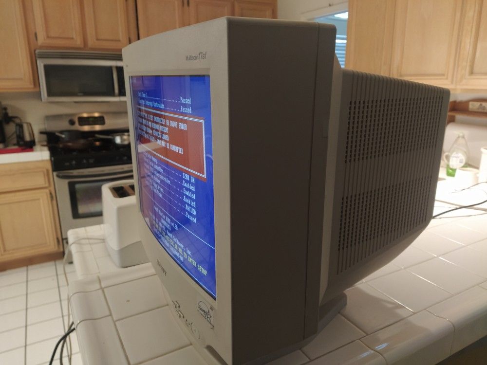 Sony Trinitron Monitor (Model No: CPD-17SF1) 1995 for Sale in Temecula ...