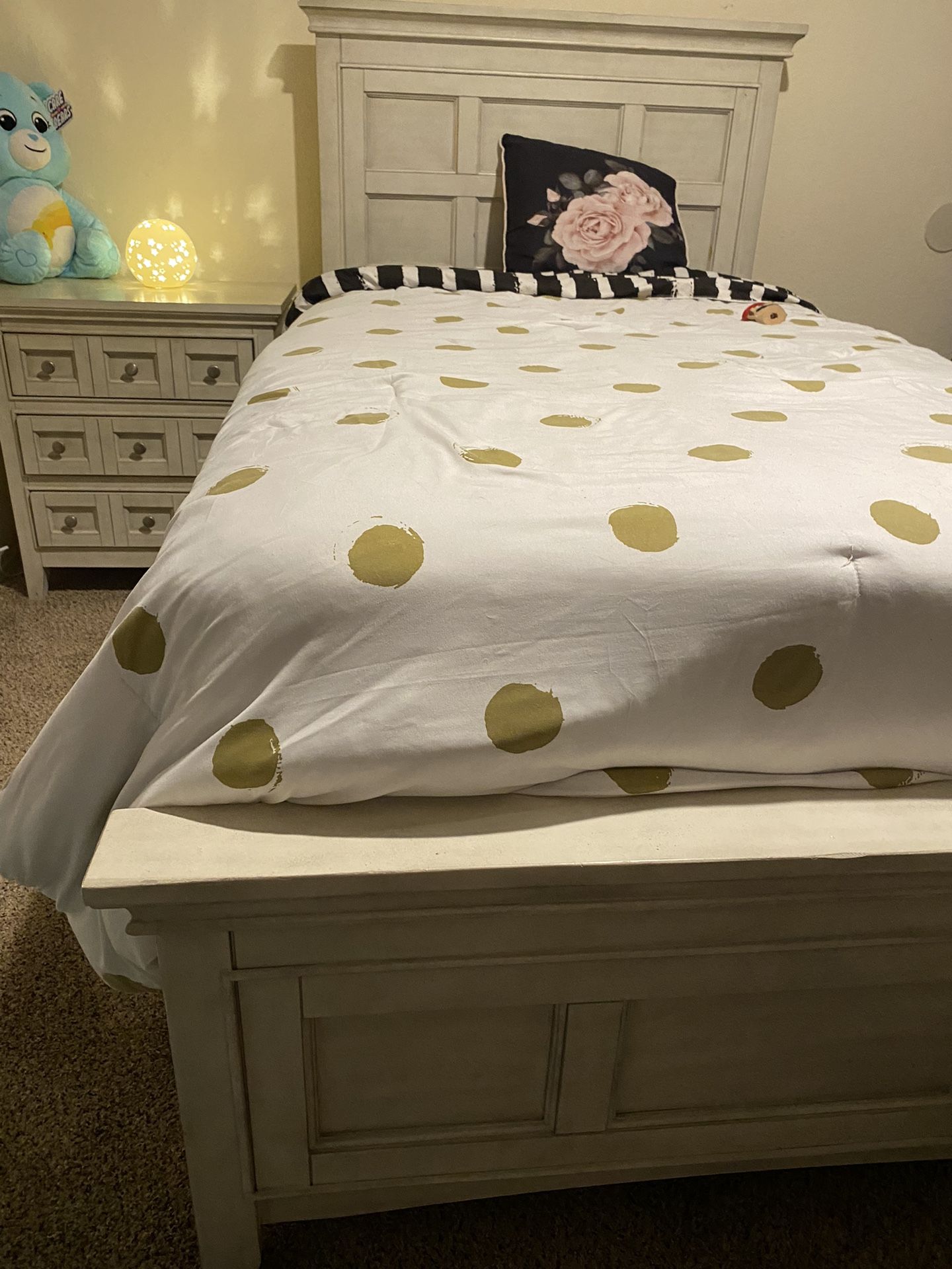 LEE HATFIELD TWIN BEDROOM SET “JEROME’S” for Sale in Imperial Beach, CA ...