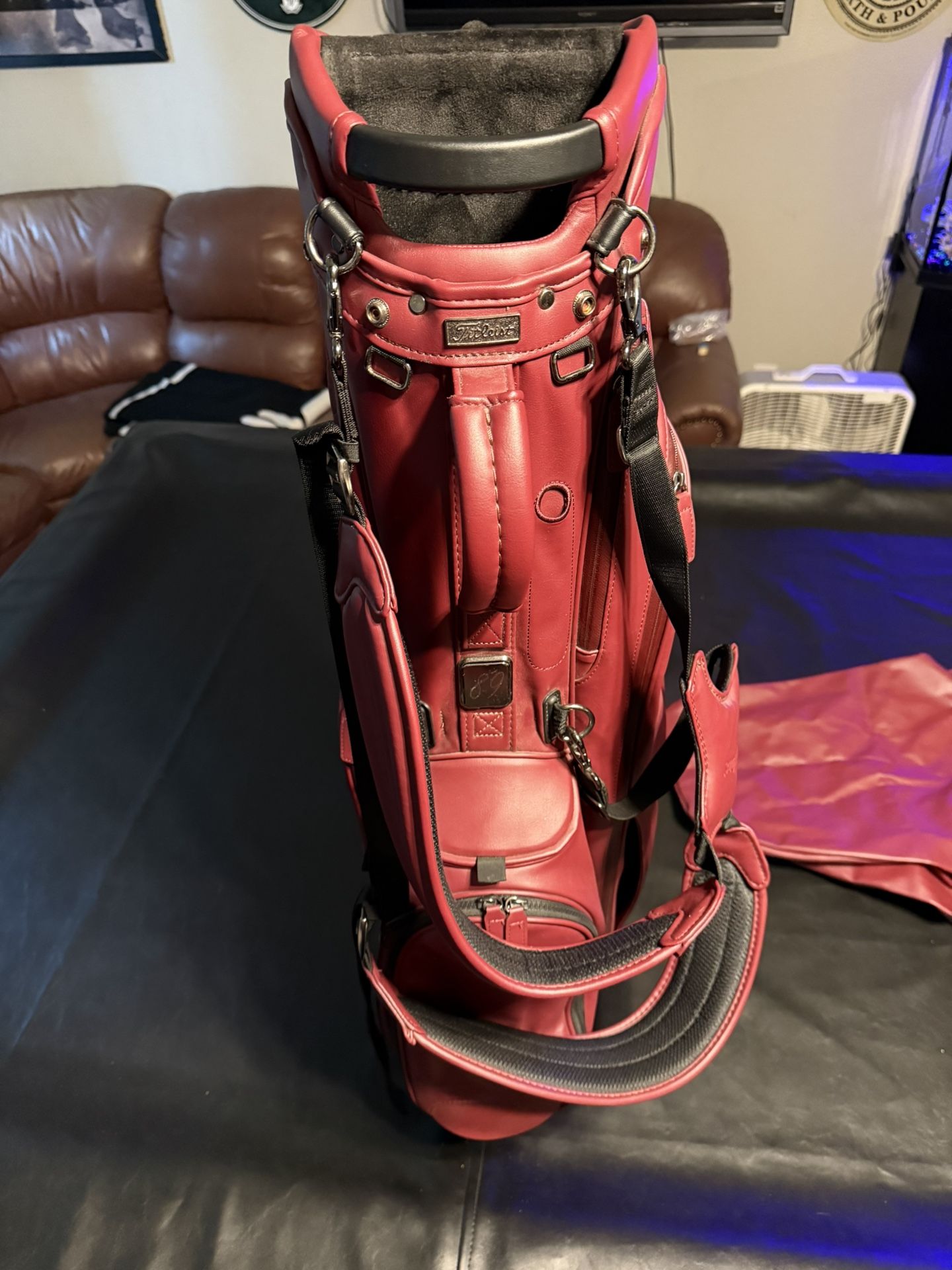 Titleist Links Legend Golf Stand Bag Maroon for Sale in Irwindale, CA ...
