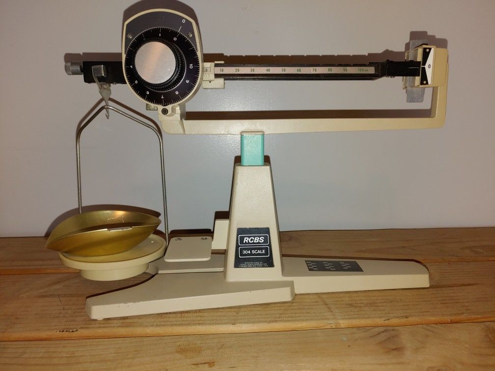 RCBS Model 304 Scale Ohaus Dial-O-Grain Reloading Powder Scale for Sale ...