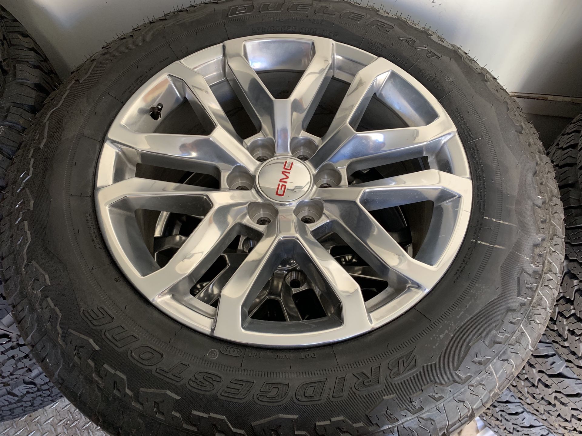 2019 GMC Sierra Denali 20 inch 6 lug rims and tires for Sale in Phoenix ...