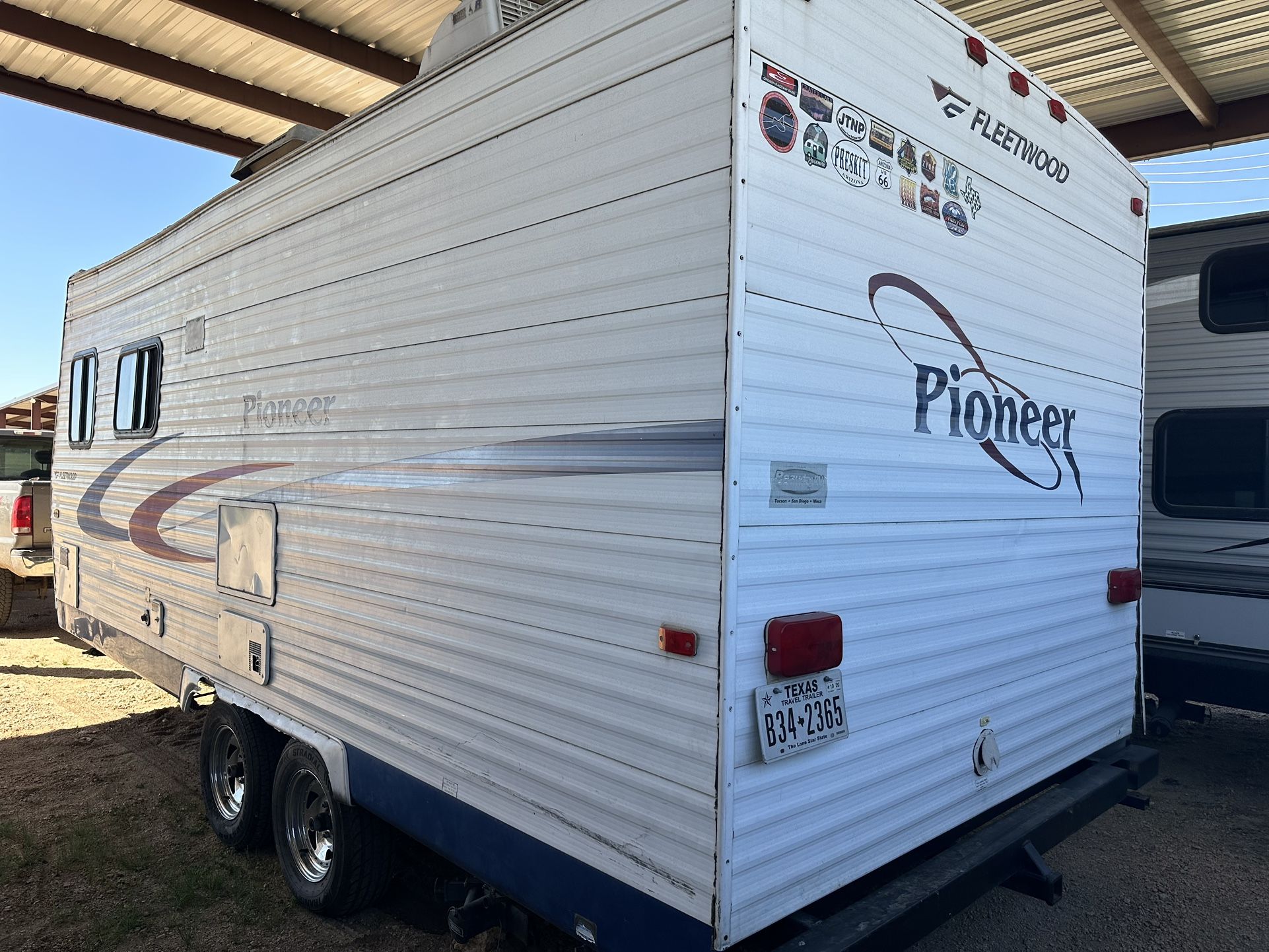 2008 Fleetwood Pioneer Travel Trailer for Sale in Leander, TX - OfferUp