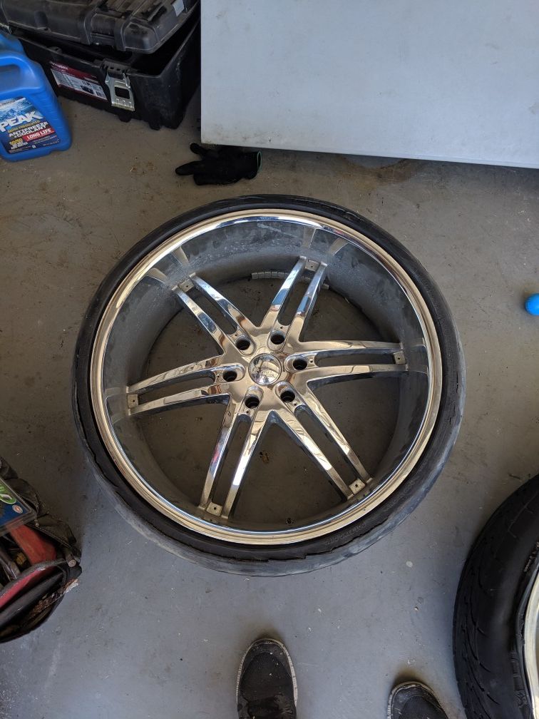 22 inch rims for Chevy Silverado 08 for Sale in Ontario, CA - OfferUp