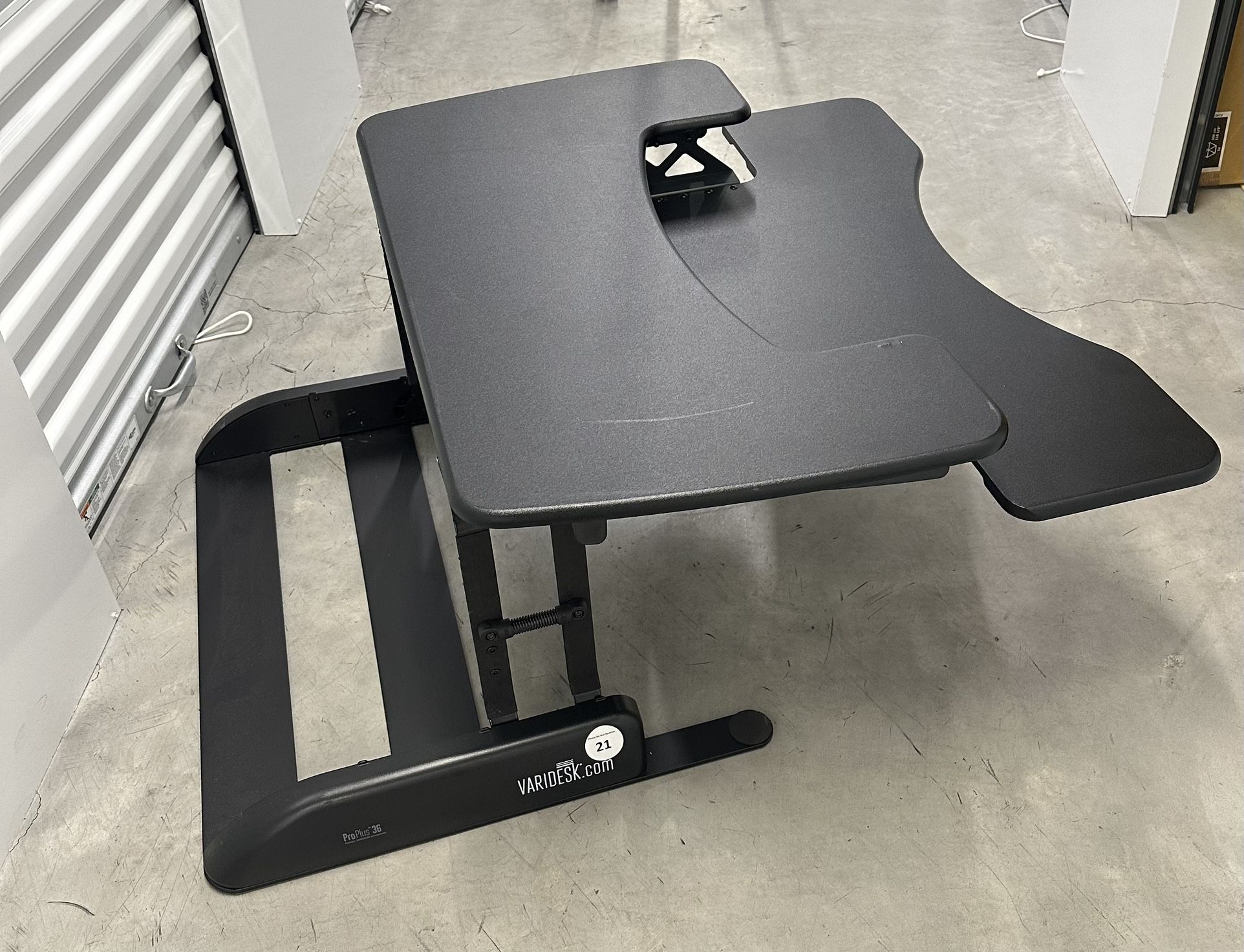 Vari Desk Pro Plus 36” VariDesk Adjustable Standing Desk Converter ...