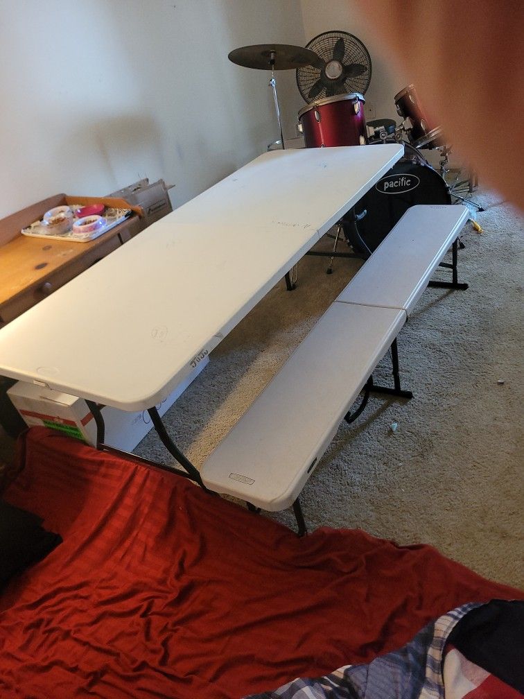 Foldable Lunch Table & Bench for Sale in Lake Forest, CA - OfferUp