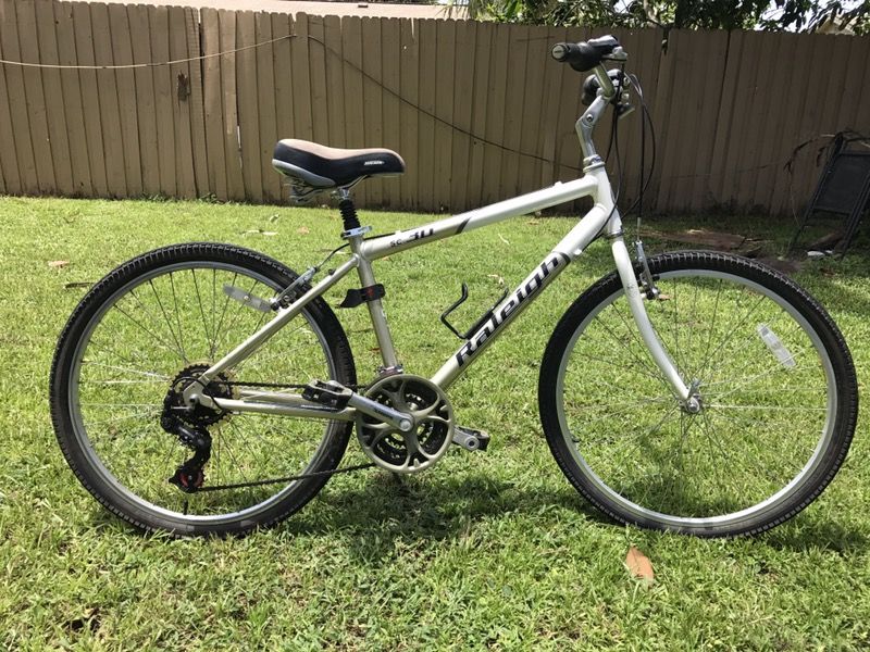 2002 Raleigh SC30 Commuter for Sale in Kissimmee, FL - OfferUp
