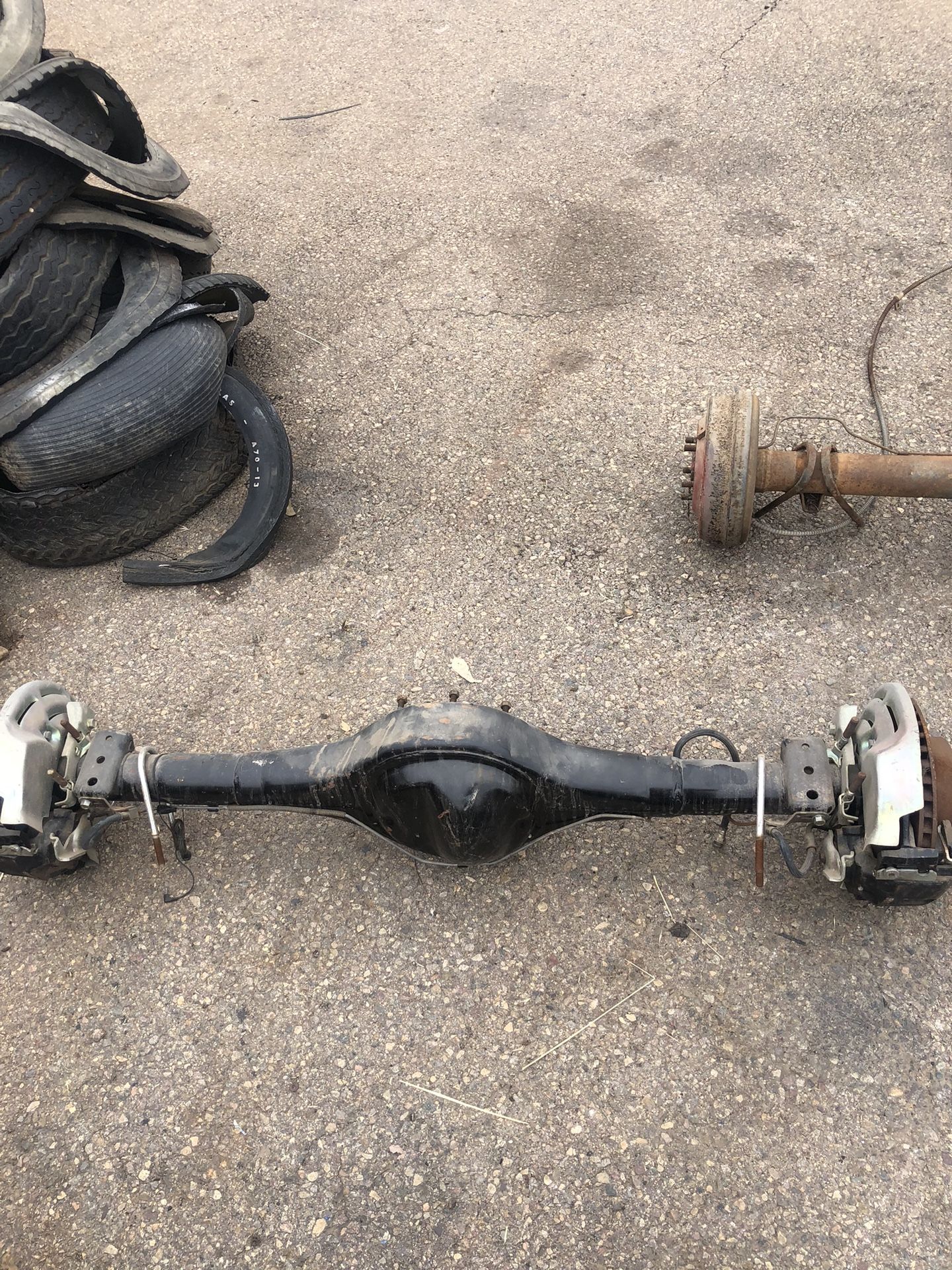 9” Lincoln Versailles rear for Sale in El Cajon, CA - OfferUp