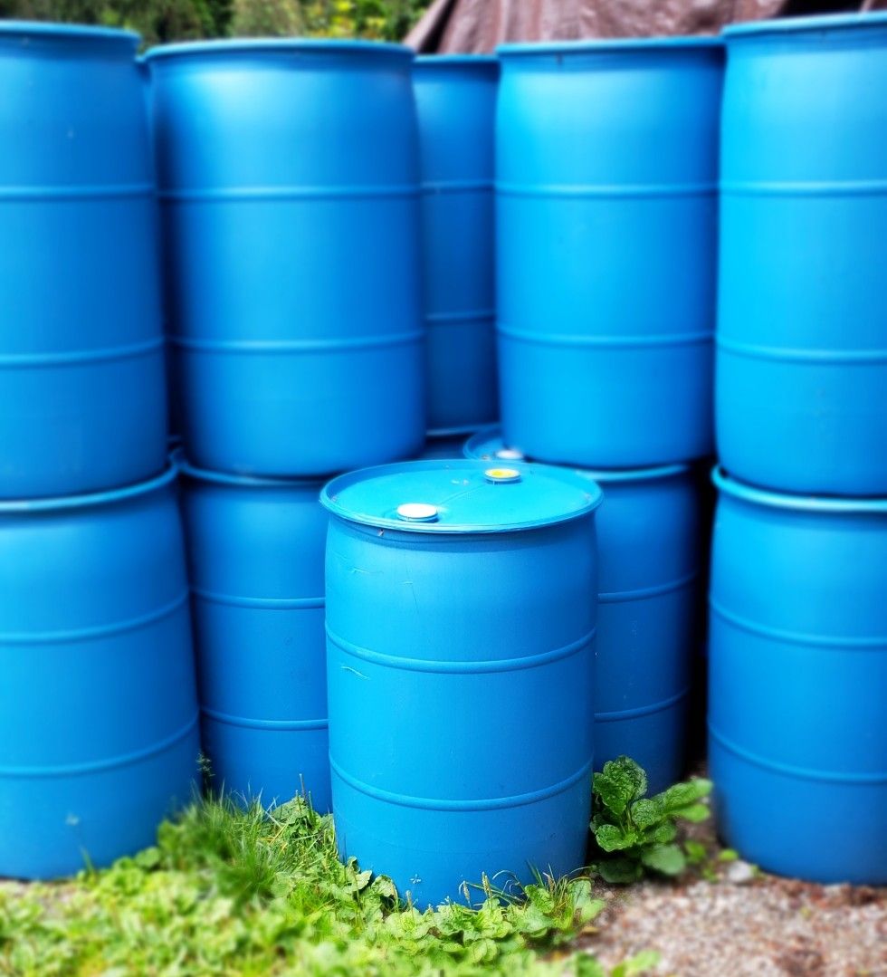 55 Gallon Food Grade Plastic Barrels for Sale in Everett, WA - OfferUp