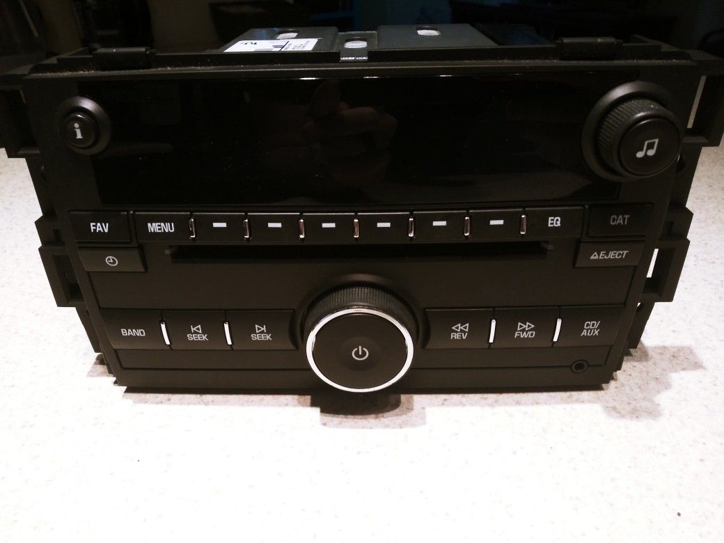 OEM GM 20934593 Radio for Sale in Chester, VA - OfferUp