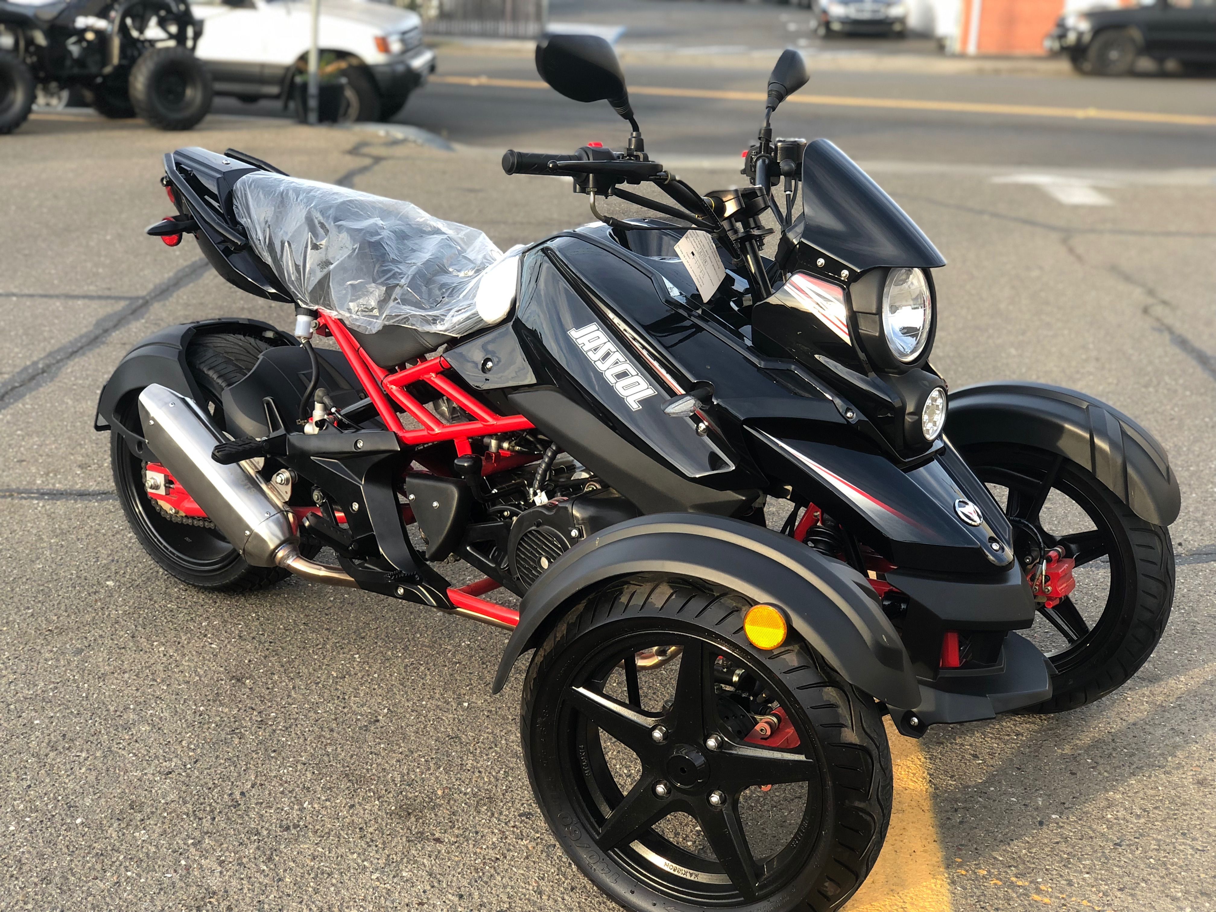 200CC AUTOMATIC TRIKE MOTORCYCLE for Sale in Los Angeles, CA - OfferUp