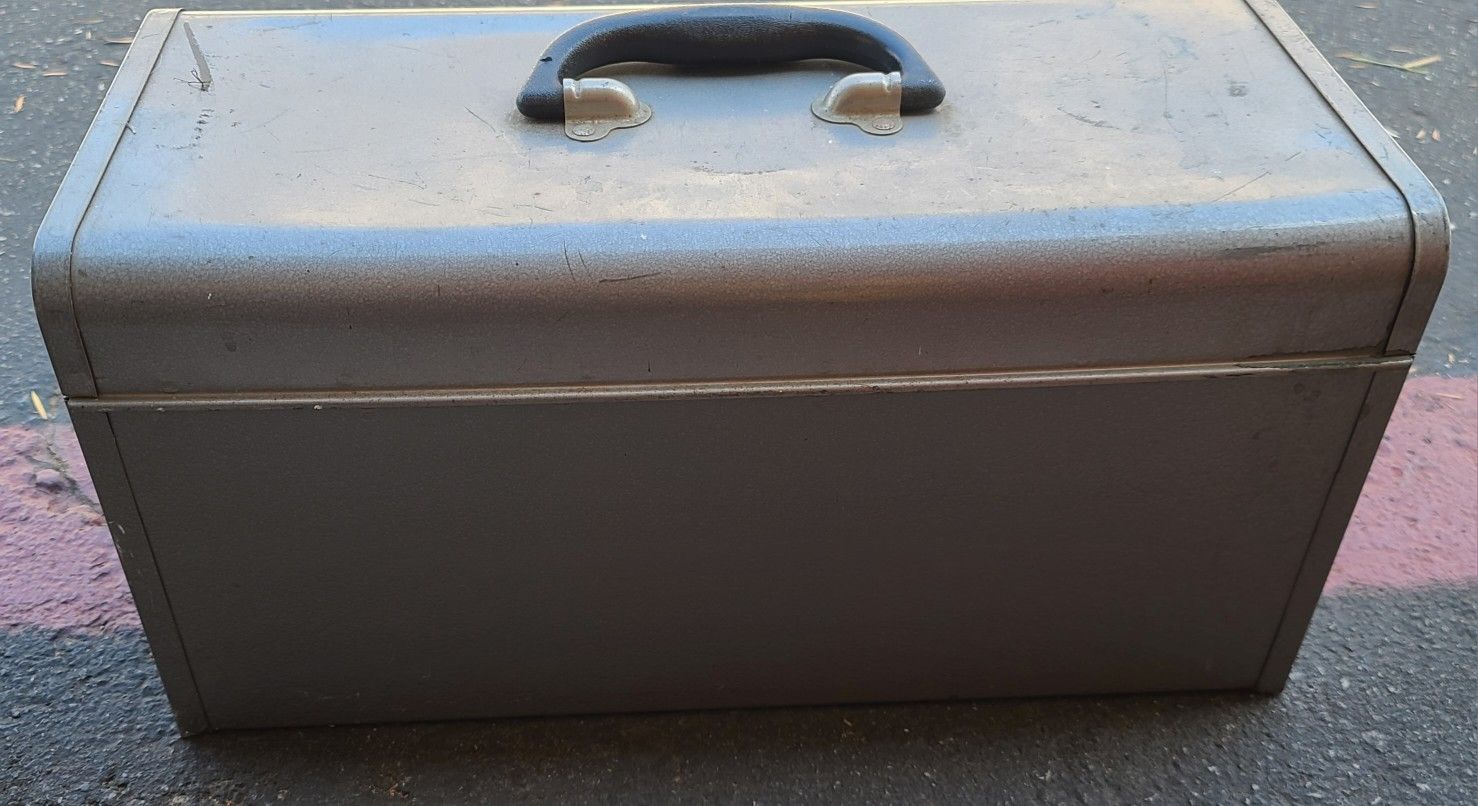 Craftsman Tool Box (Used) for Sale in Murrieta, CA - OfferUp