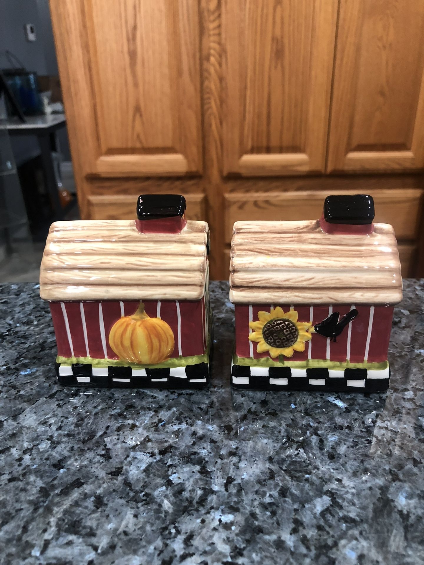 Ceramic Red Barn Green Door Salt & Pepper Shakers. New never used ...