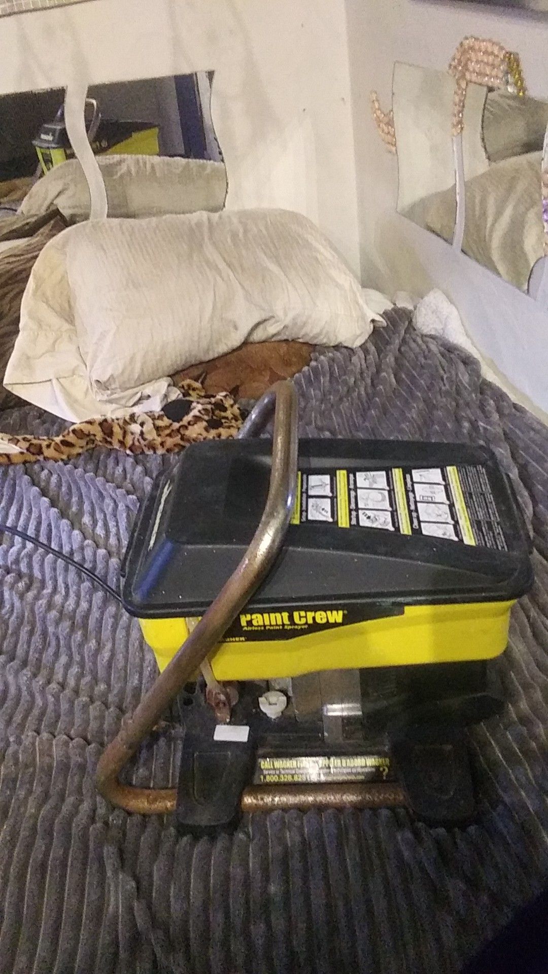 Wagner paint crew airless paint sprayer model 770 for Sale in San Diego ...