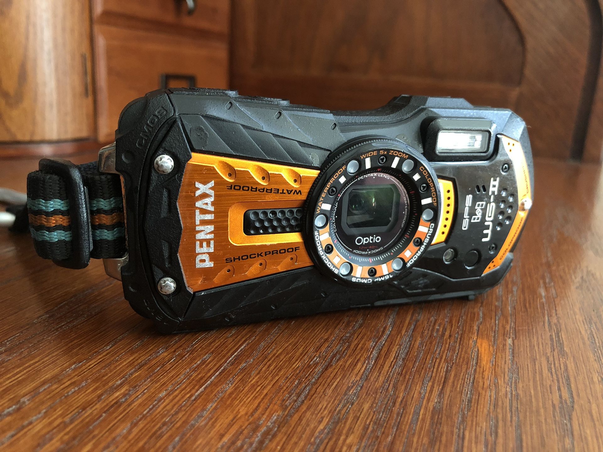 Pentax WG-2 GPS Waterproof, shockproof camera! for Sale in Bremerton ...