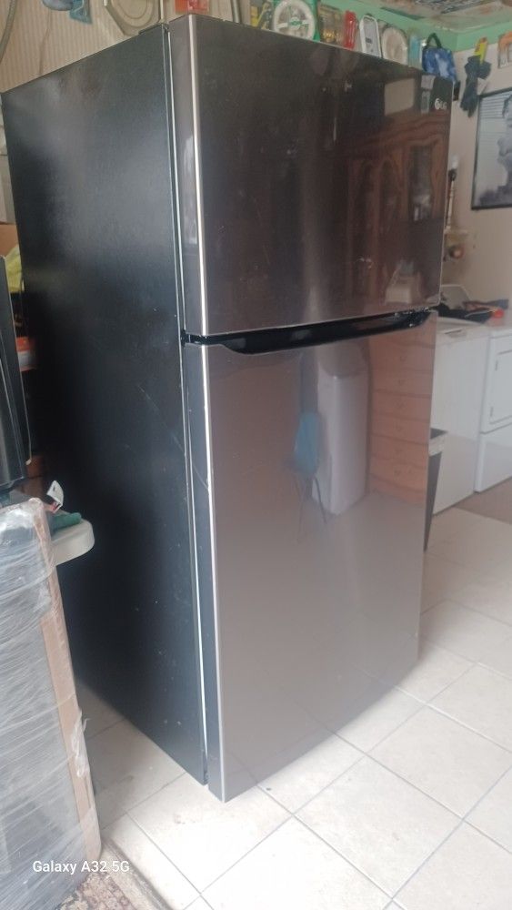 NICE..!!!! FRIDGE 30 X68 LG ..!! CLEAN.!!! for Sale in Santa Ana, CA ...