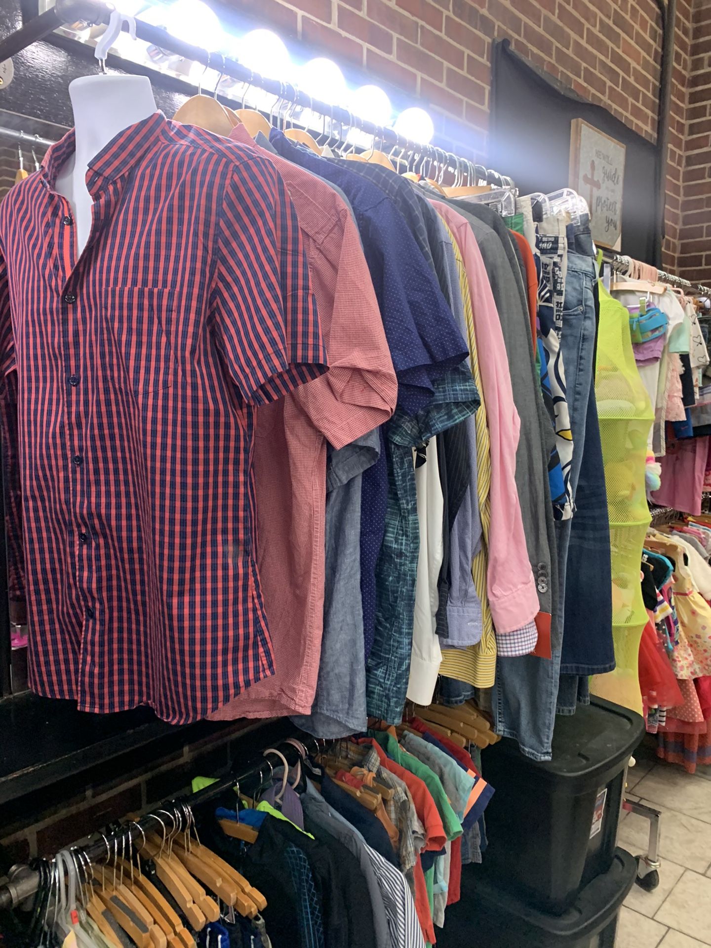 Men’s clothing size Large Thrift store closing for Sale in Chicago, IL ...