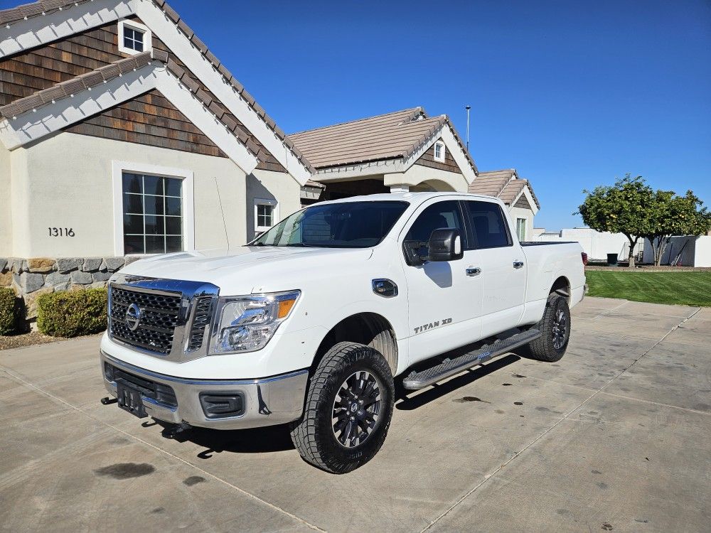 2018 Nissan Titan for Sale in Guadalupe, AZ - OfferUp