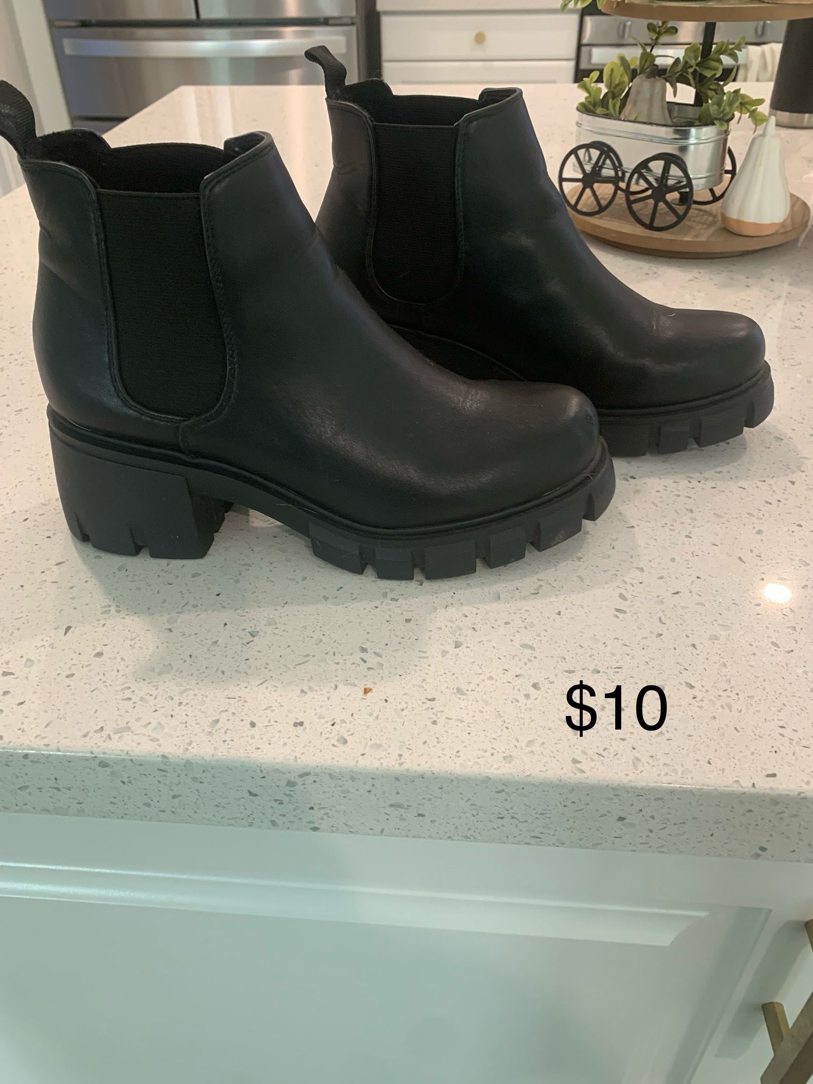 Black Booties for Sale in Riverside, CA - OfferUp