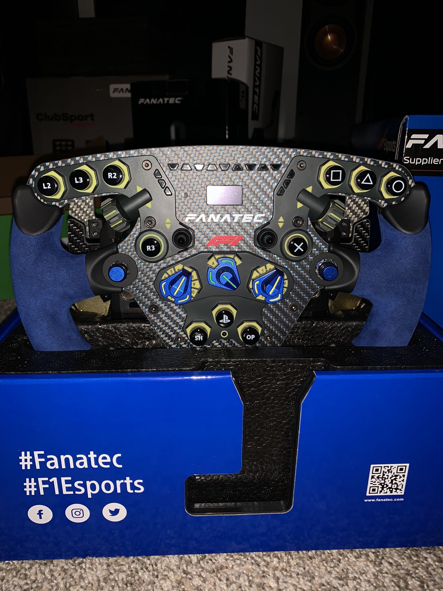 Fanatec - F1 wheel Special PS Blue Edition w/ Podium Padles and Metal ...