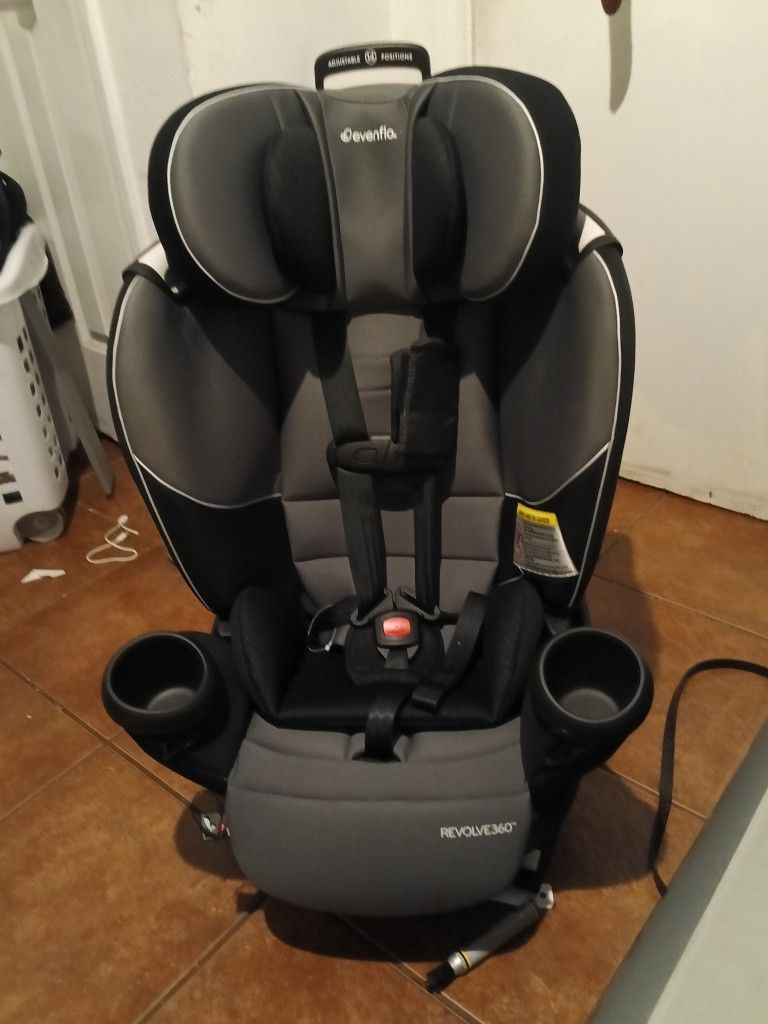 Evenflo Revolve 360 Extend All-in-One Rotating Convertible Car Seat ...