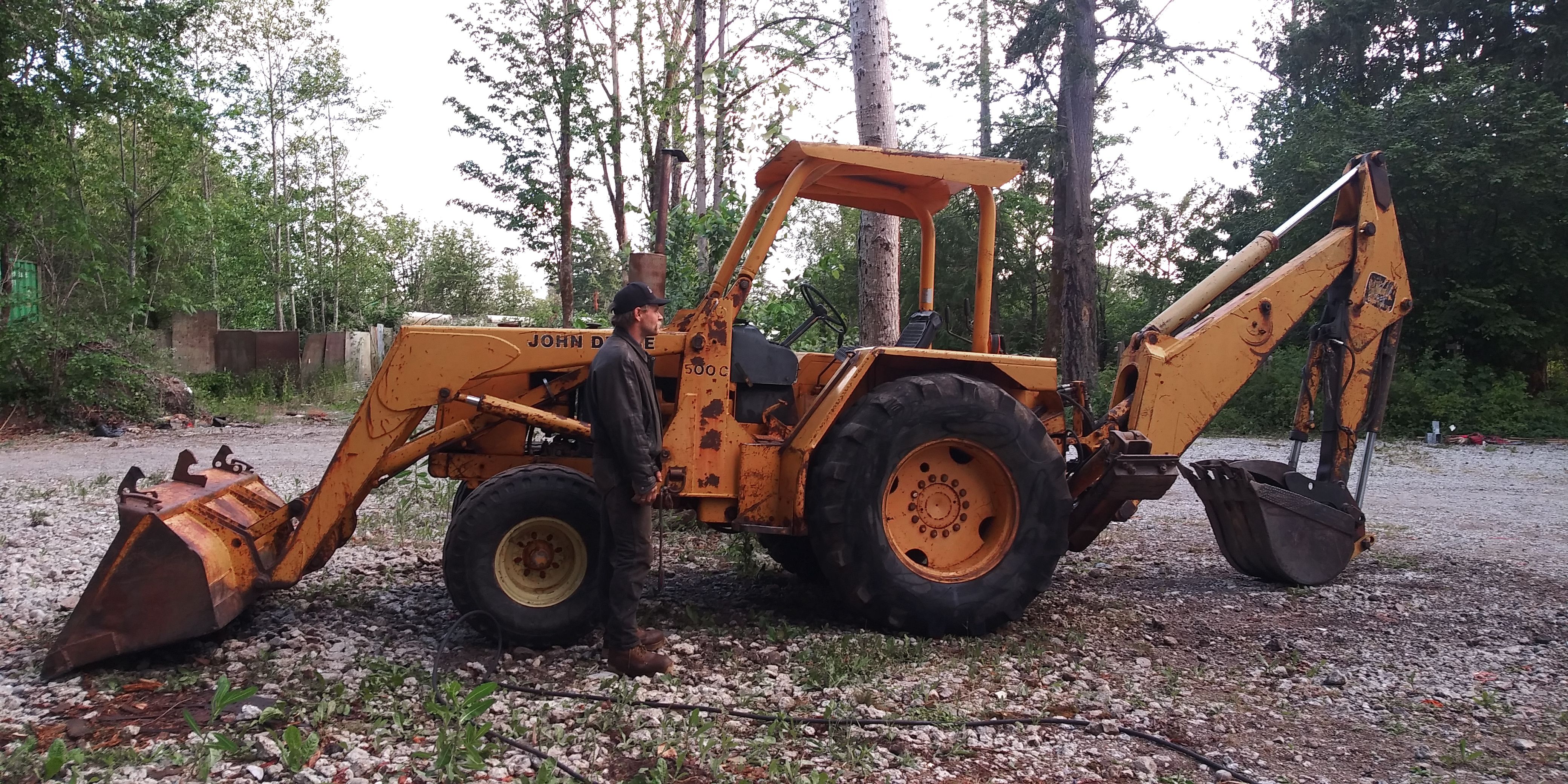 BACKHOE JOHN DEERE 500C (IT IS GIANT) for Sale in Tacoma, WA - OfferUp