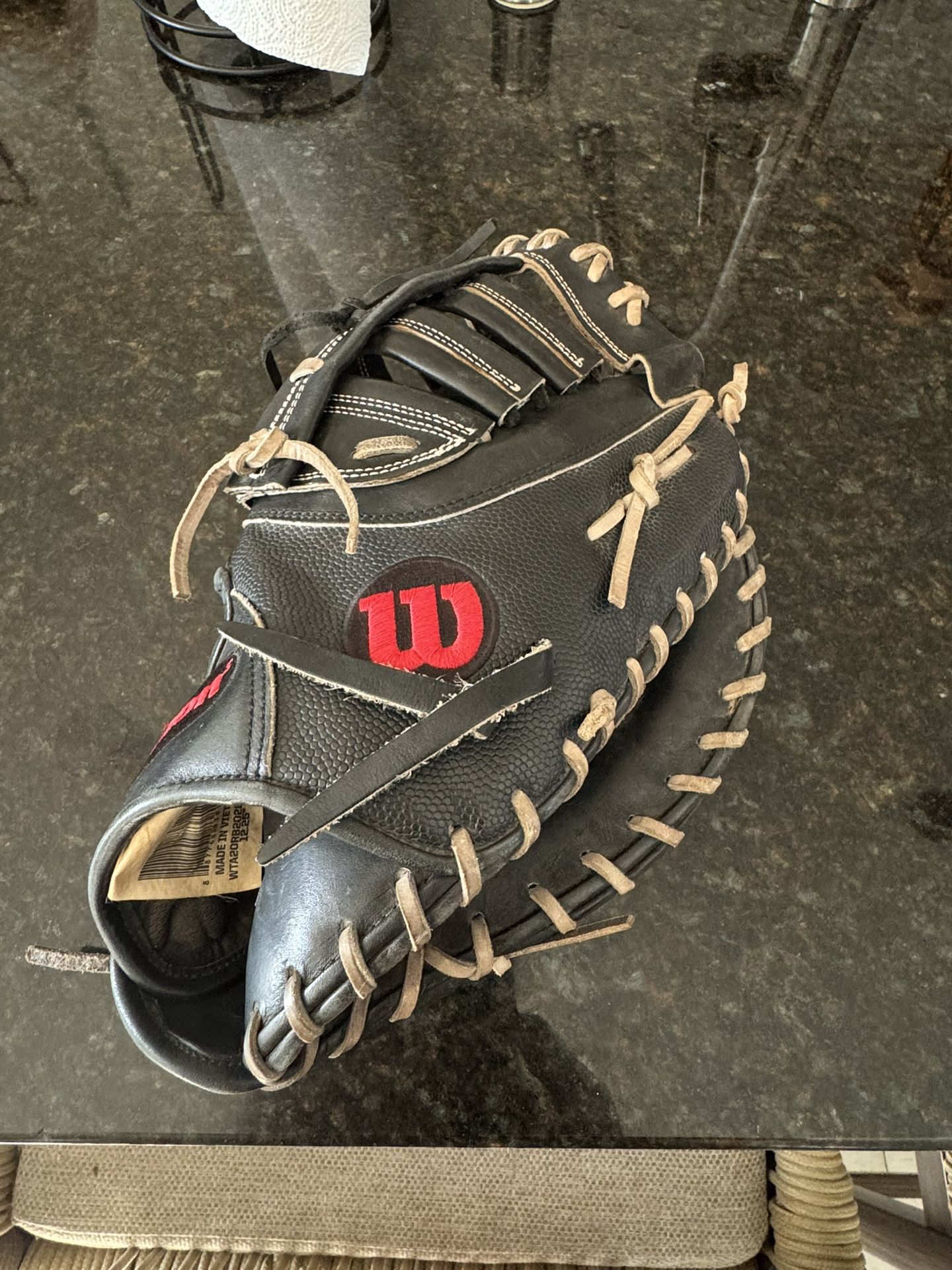 Wilson A2000 First Base Glove for Sale in Santa Clarita, CA - OfferUp