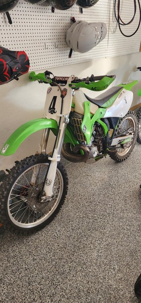 2001 Kawasaki Kx250 for Sale in Phoenix, AZ - OfferUp