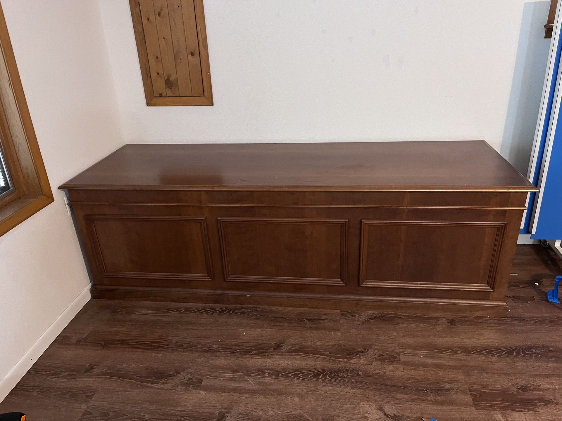 Free 95x32x30 Solid Console Dressing Display Buffet Clothing Rack for ...