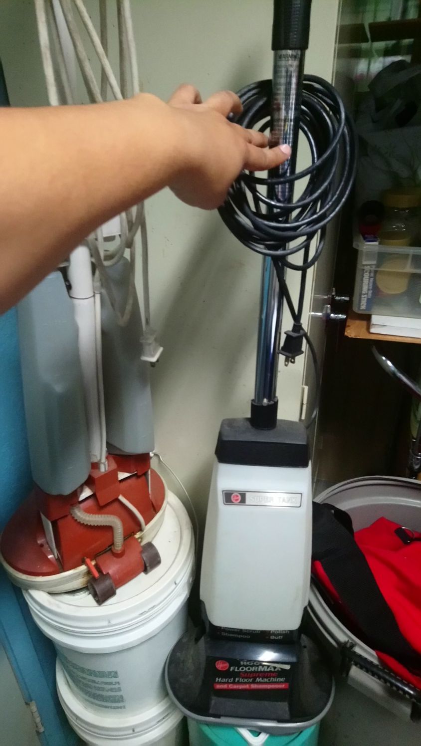 Hoover super tank for Sale in Lynwood, CA - OfferUp