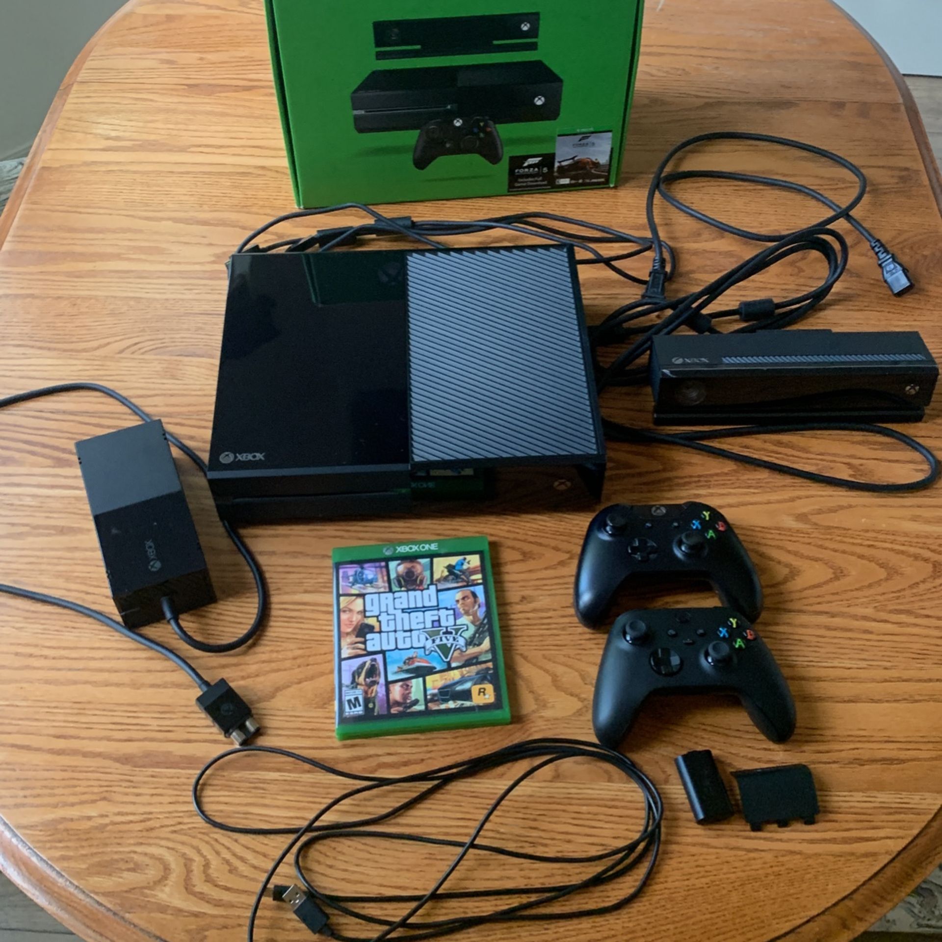 Xbox One With Kinect for Sale in Mesa, AZ - OfferUp