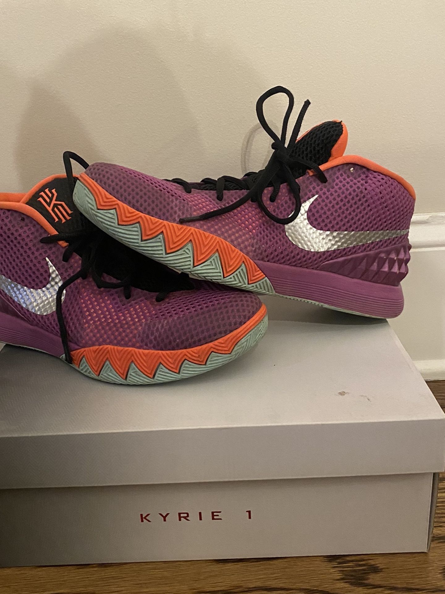 Kyrie 1 Easter for Sale in Shaker Heights, OH - OfferUp