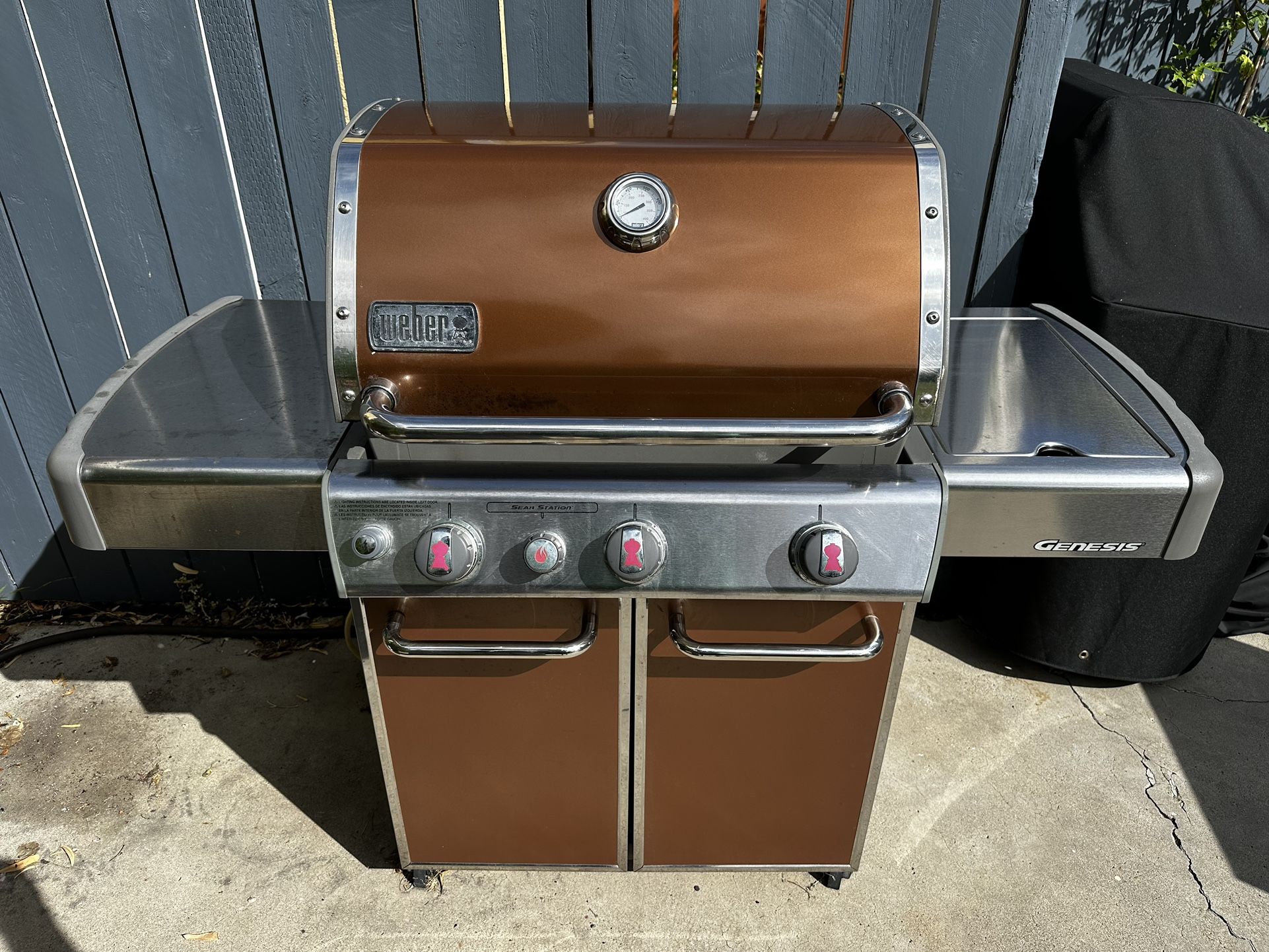 Weber Genesis Propane Grill for Sale in San Diego, CA - OfferUp