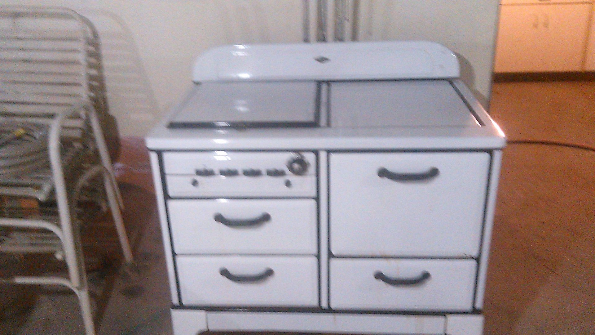 White Star Antique Gas Range Cooking Stove/Oven for Sale in Mitchell ...