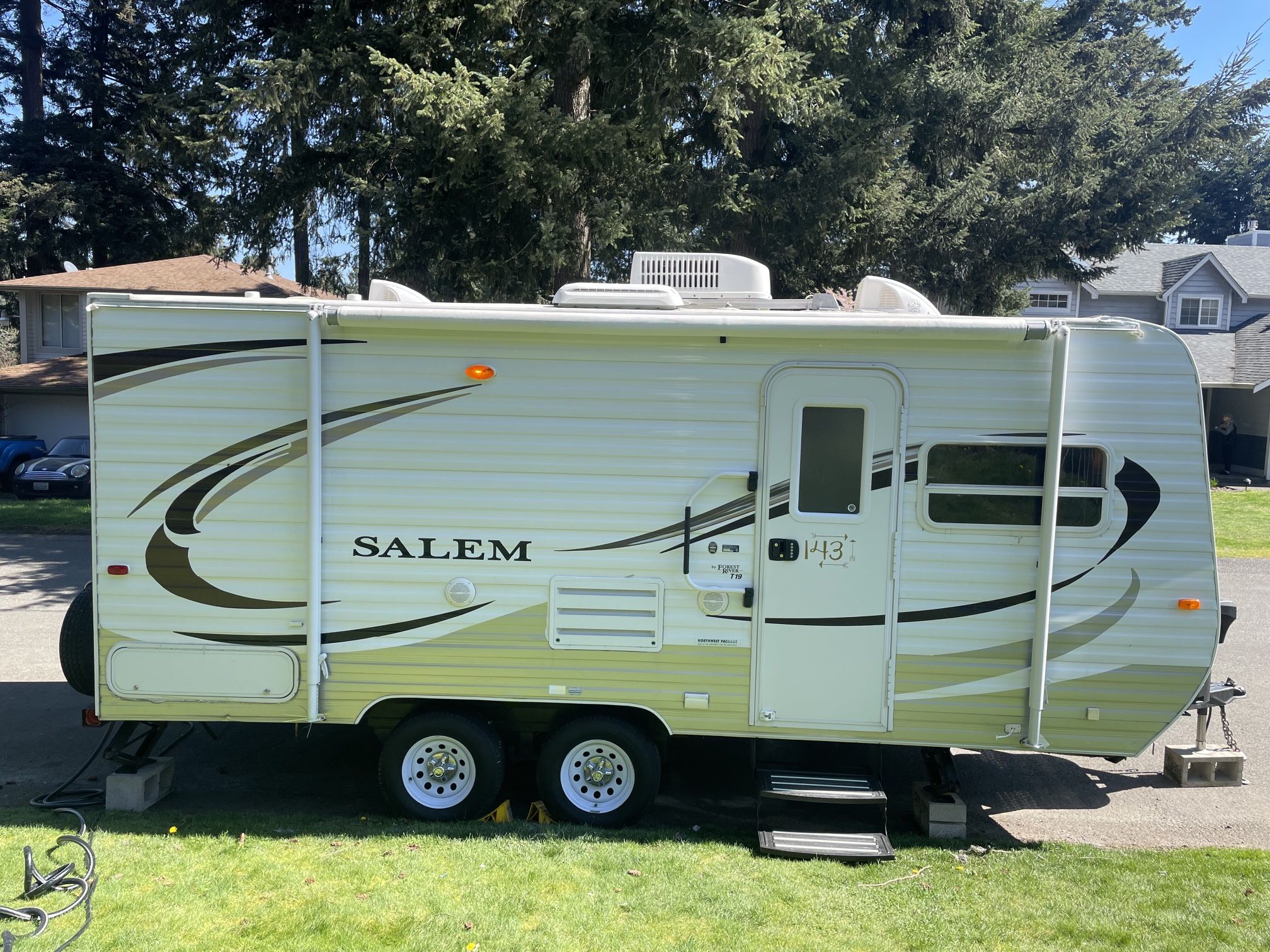 2011 Forest Ridge Salem 19ft Camper for Sale in Tacoma, WA - OfferUp