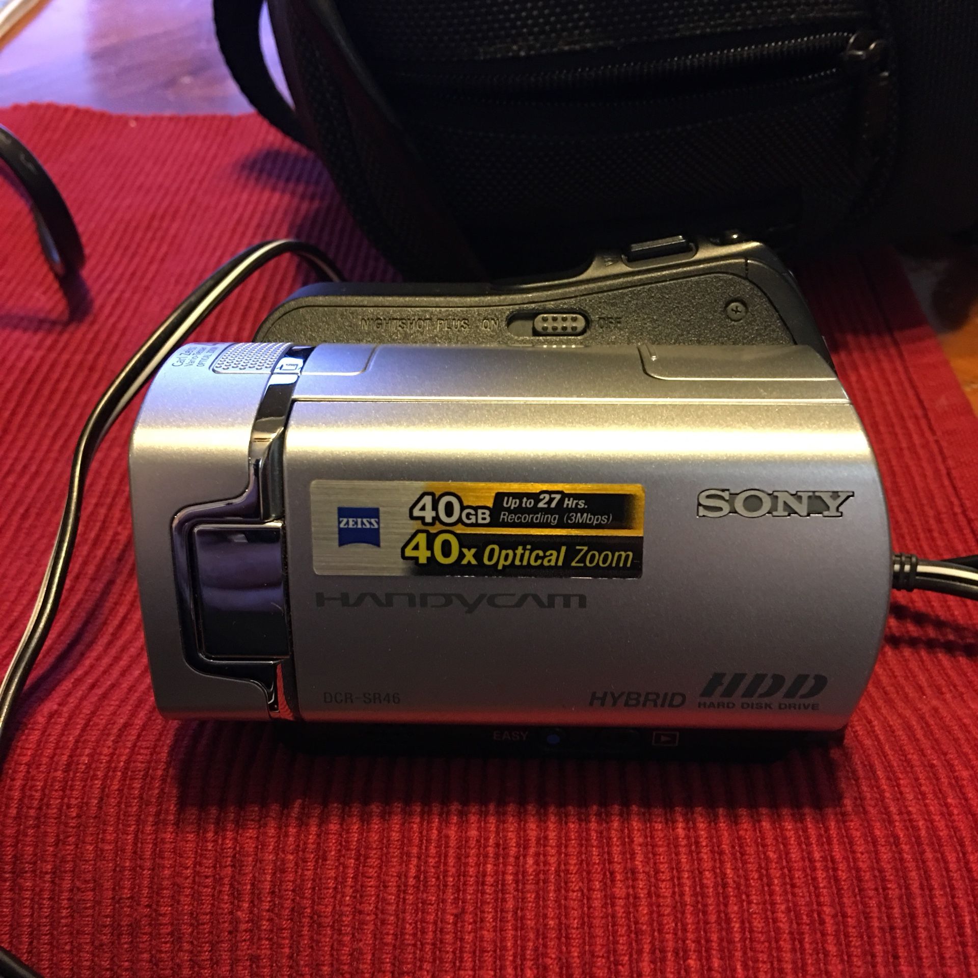 Sony Model: DCR-SR46 Handycam Hybrid HDD 40GB 40X Optical Zoom Case for Sale in Shorewood, IL ...