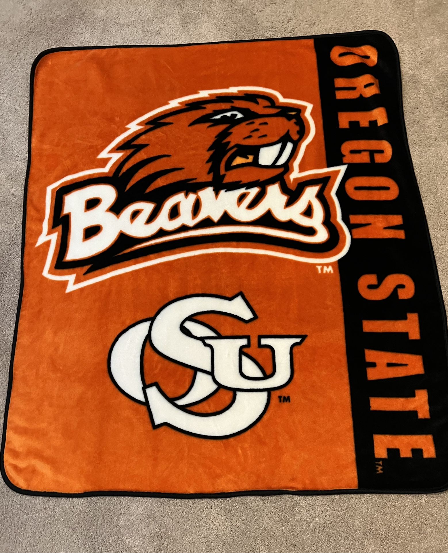 OREGON STATE BEAVERS FLEECE BLANKET for Sale in Issaquah, WA - OfferUp