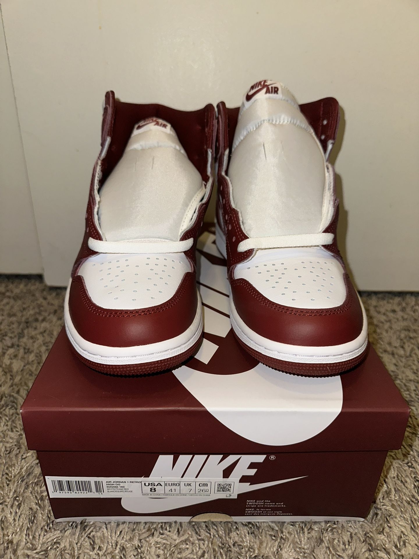 SIZE 8 Artisanal Red 1s for Sale in Renton, WA - OfferUp