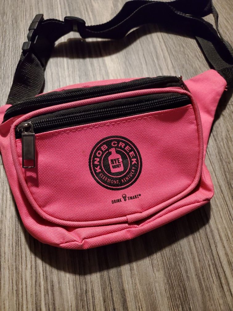 Pink Fanny Pack for Sale in Scottsdale, AZ - OfferUp