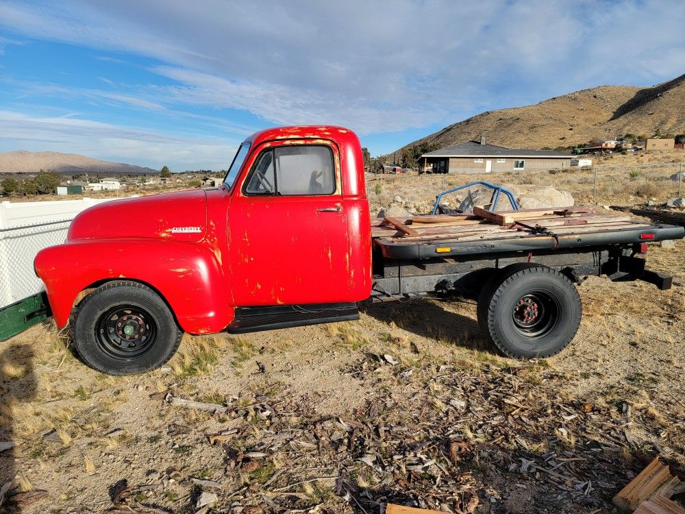 1952 Chevy 3600 Flat Bed for Sale in Apple Valley, CA - OfferUp