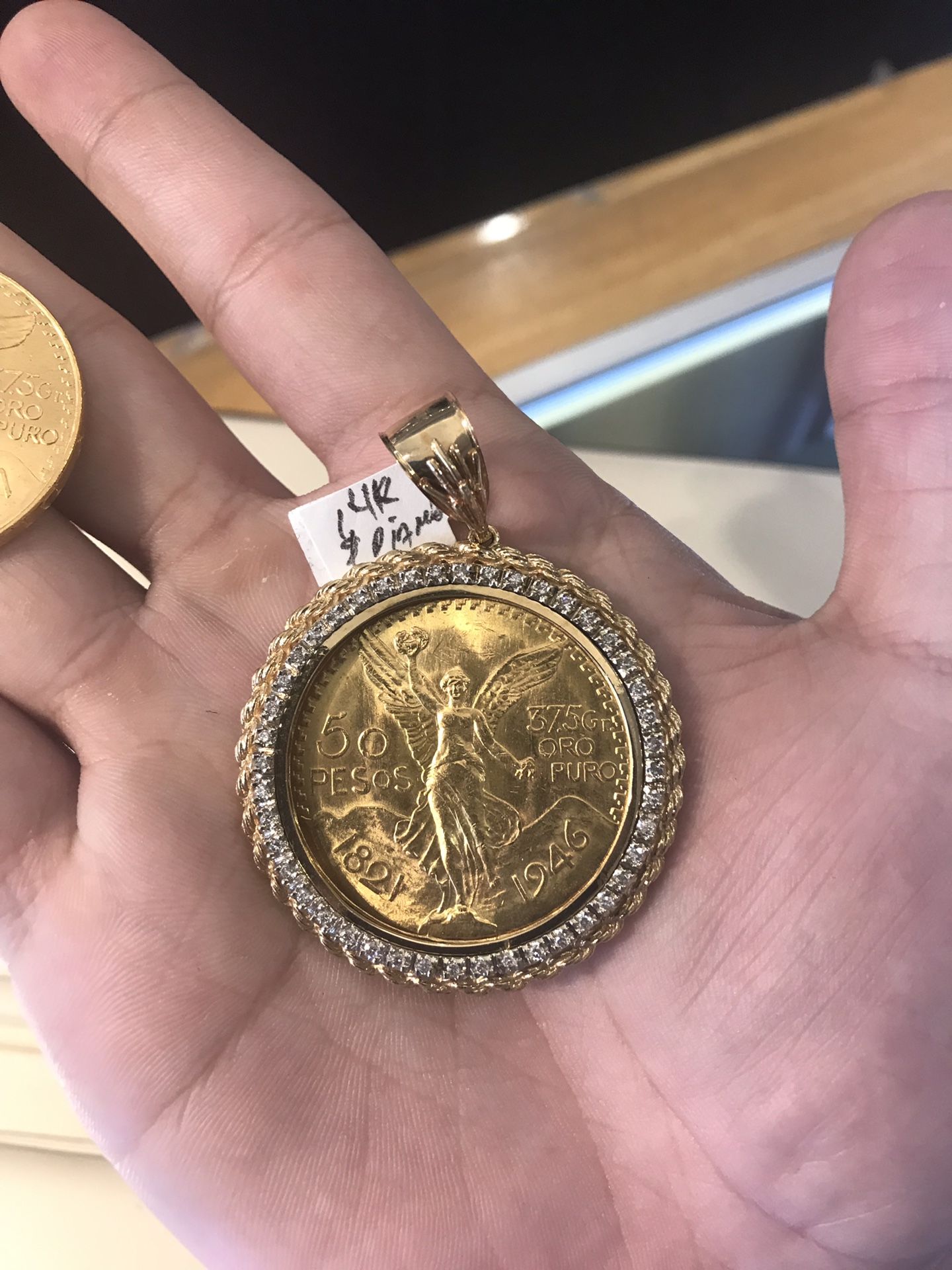 Centenario Con Diamantes