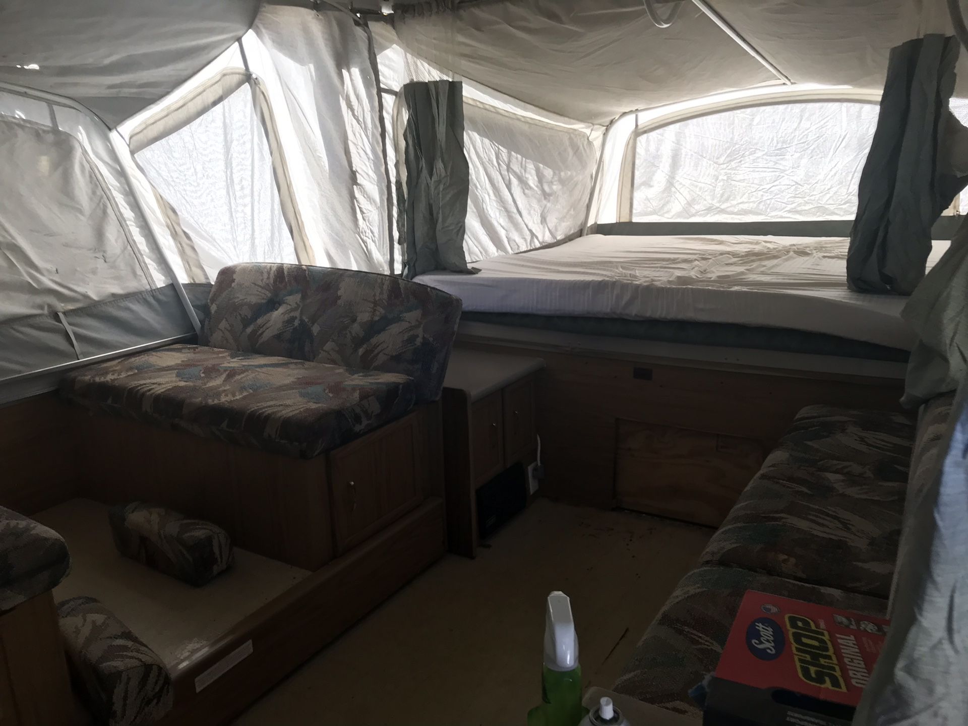 2000 Coleman Utah pop up camper for Sale in Fort Lauderdale, FL - OfferUp