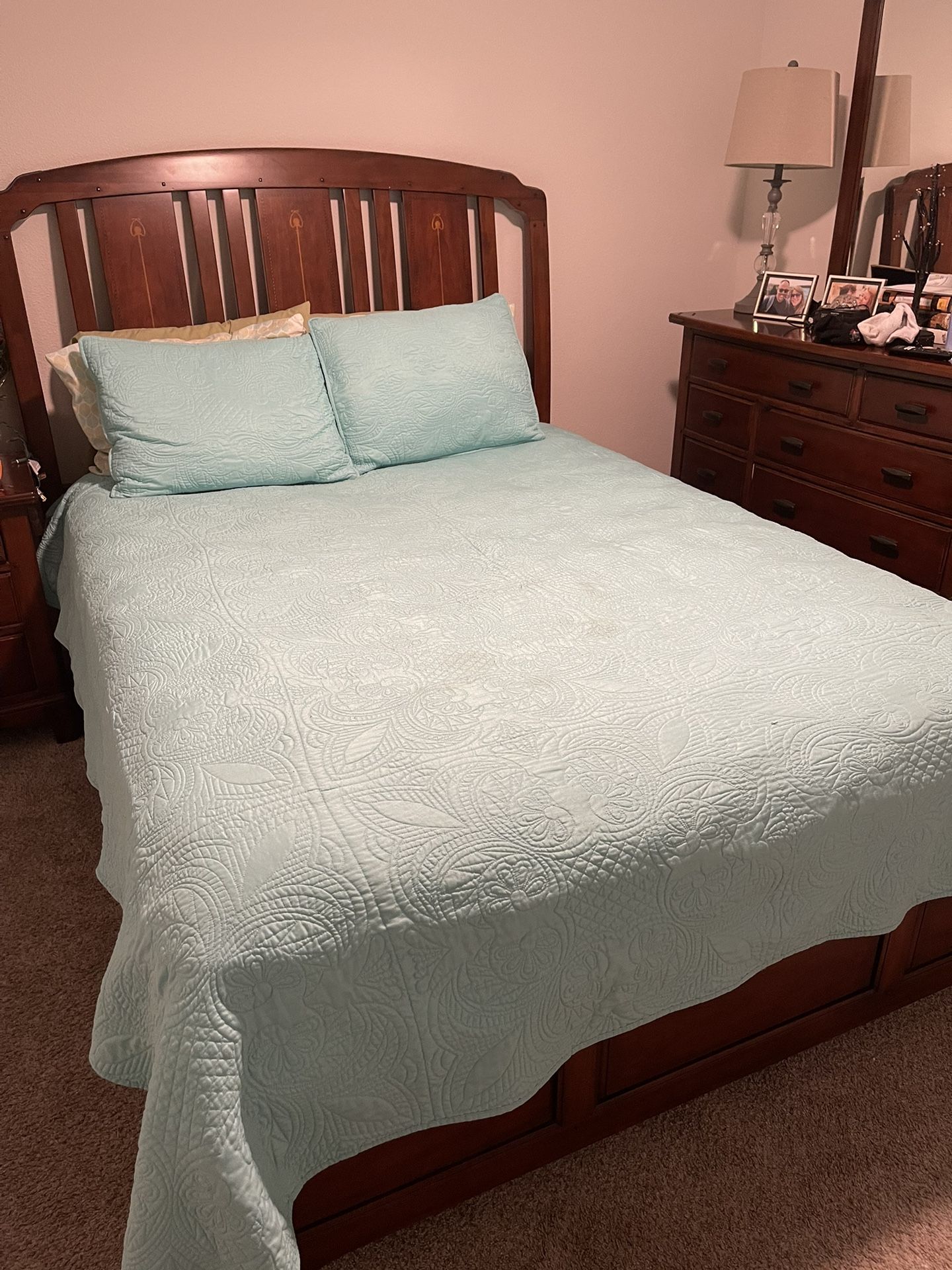 Havery’s Queen Bedroom Furniture for Sale in Gainesville, FL - OfferUp