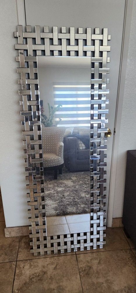 Decorative Mirror for Sale in Chula Vista, CA - OfferUp