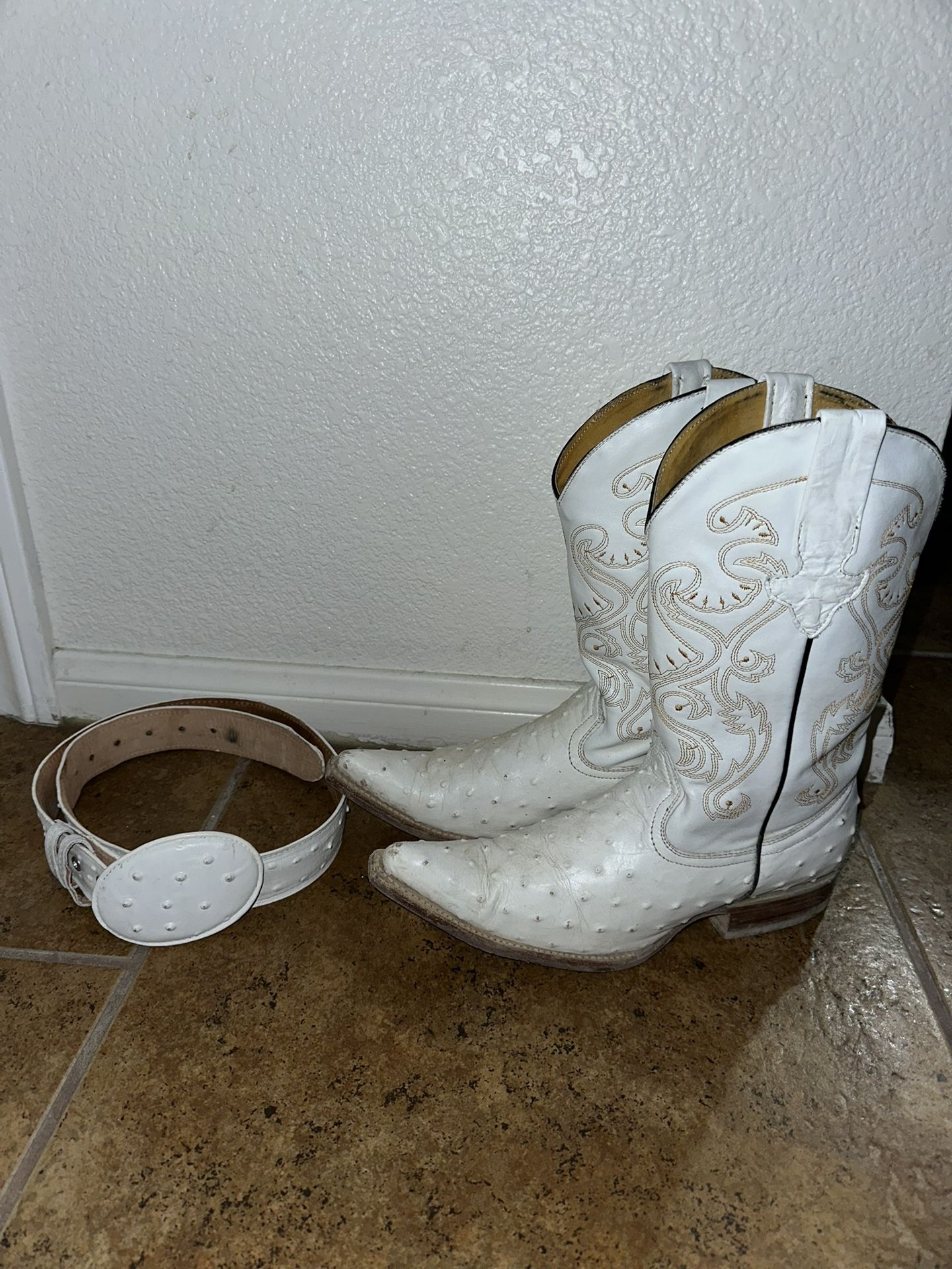 Cowboy Boots & Belt for Sale in Lucerne Valley, CA - OfferUp