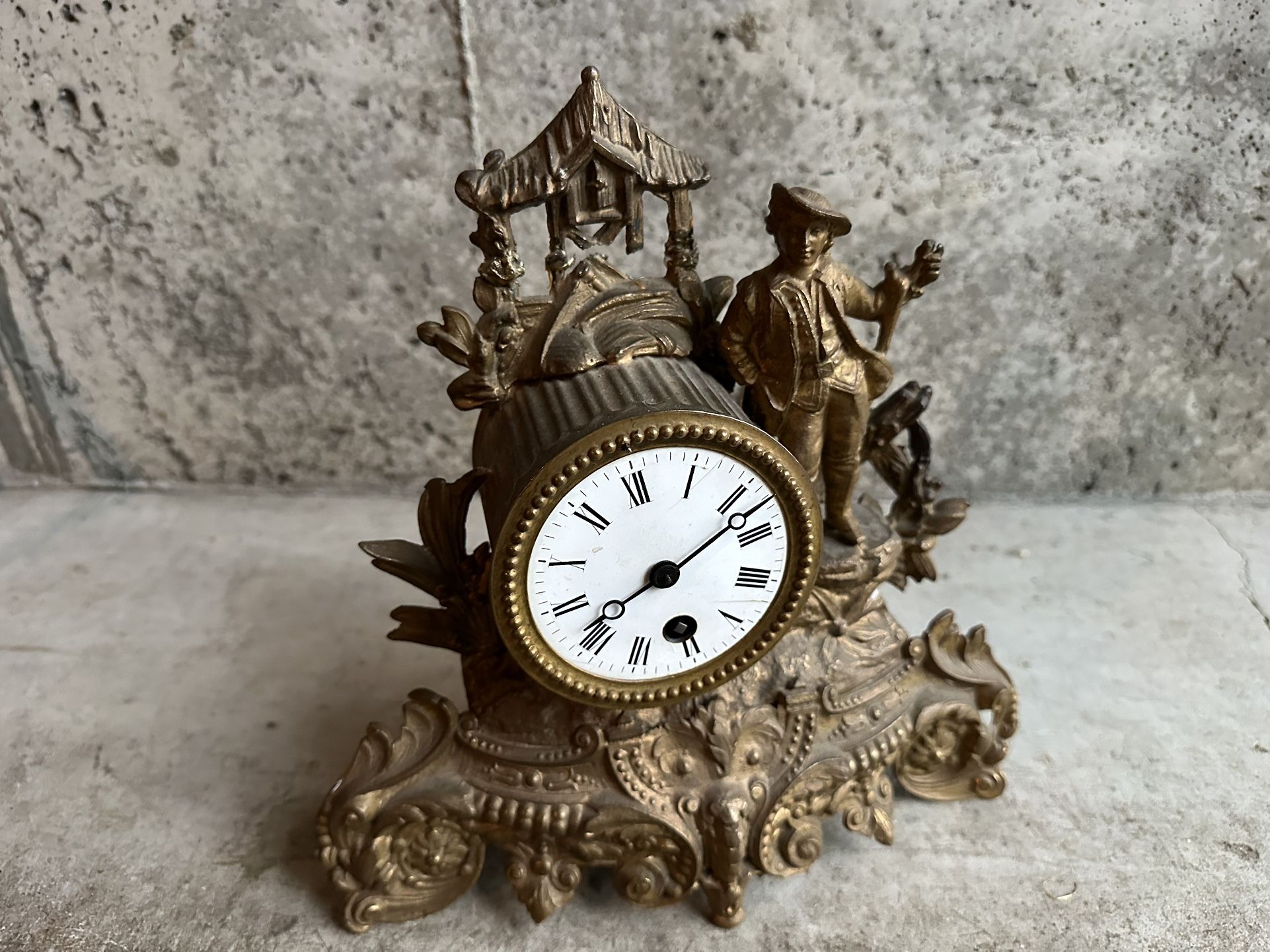French figure mantel clock bronze romantic/baroque style, late 1800s ...