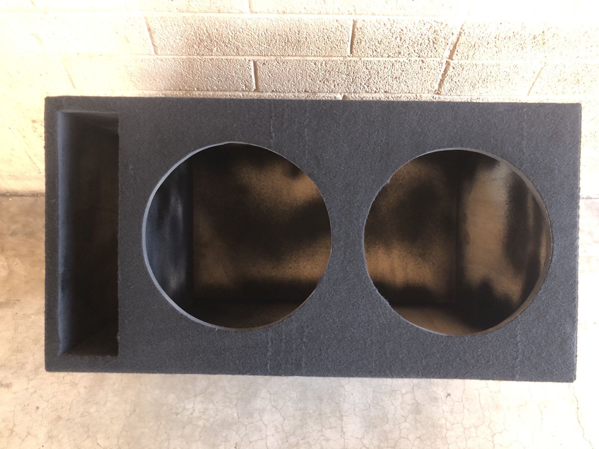 Big Custom Built Slot Vented Box 34hz For 2-12 - $200 for Sale in Tempe ...