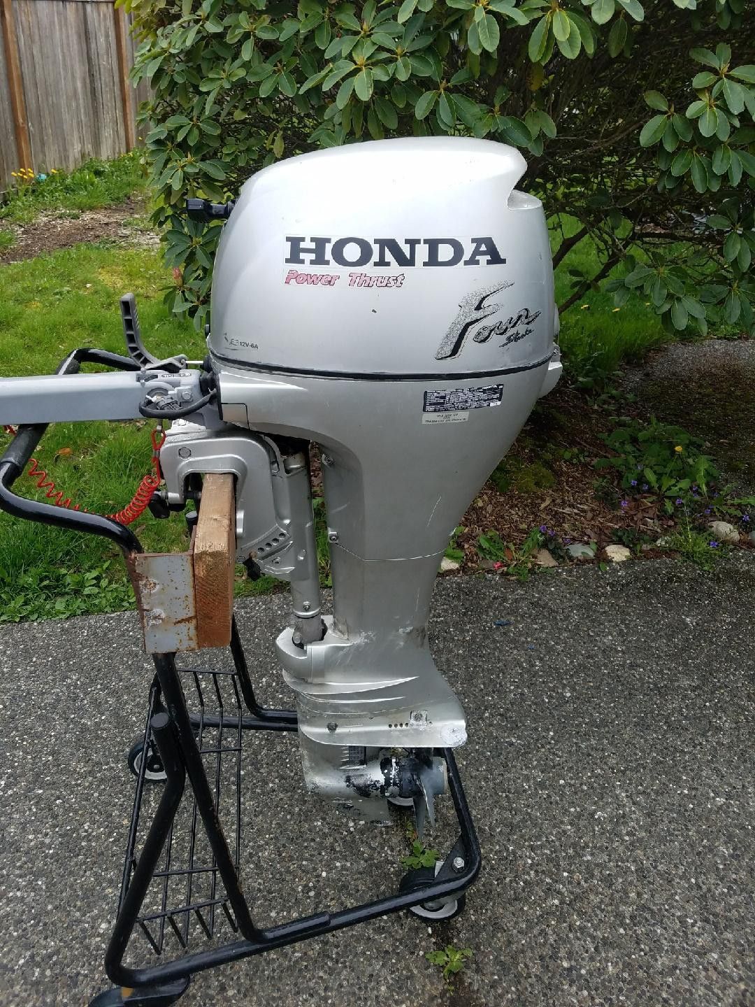 4 Stroke Honda 2008 9.9 outboard for Sale in Lynnwood, WA - OfferUp