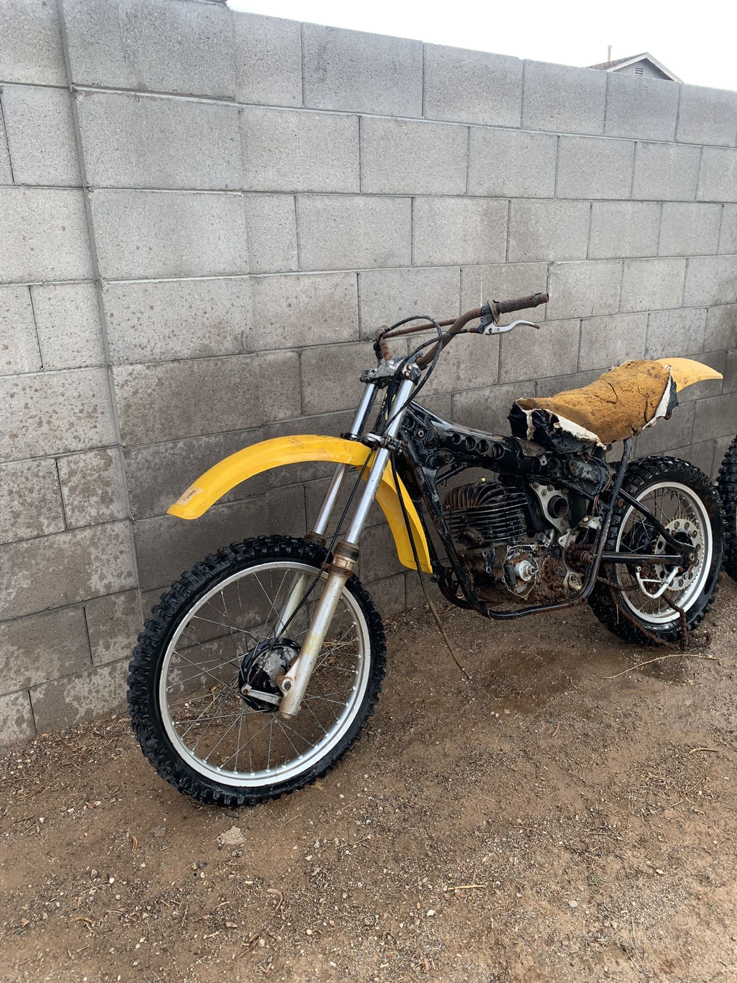 1977 Yz 250 Has Compression for Sale in Queen Creek, AZ - OfferUp
