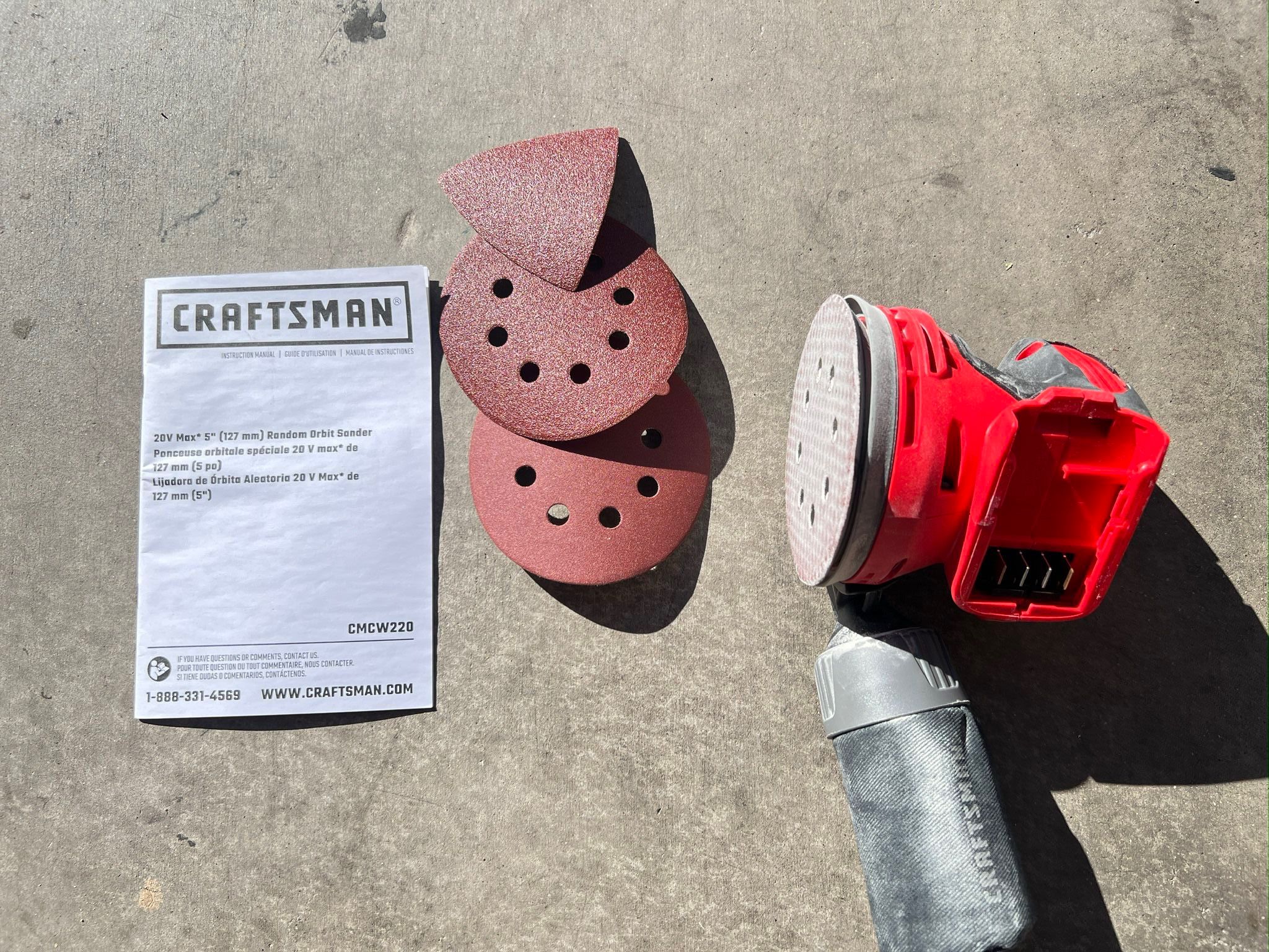 Craftsman CMCW220 V20 Cordless 5 Inch Random Orbit Sander for Sale in Scottsdale, AZ - OfferUp